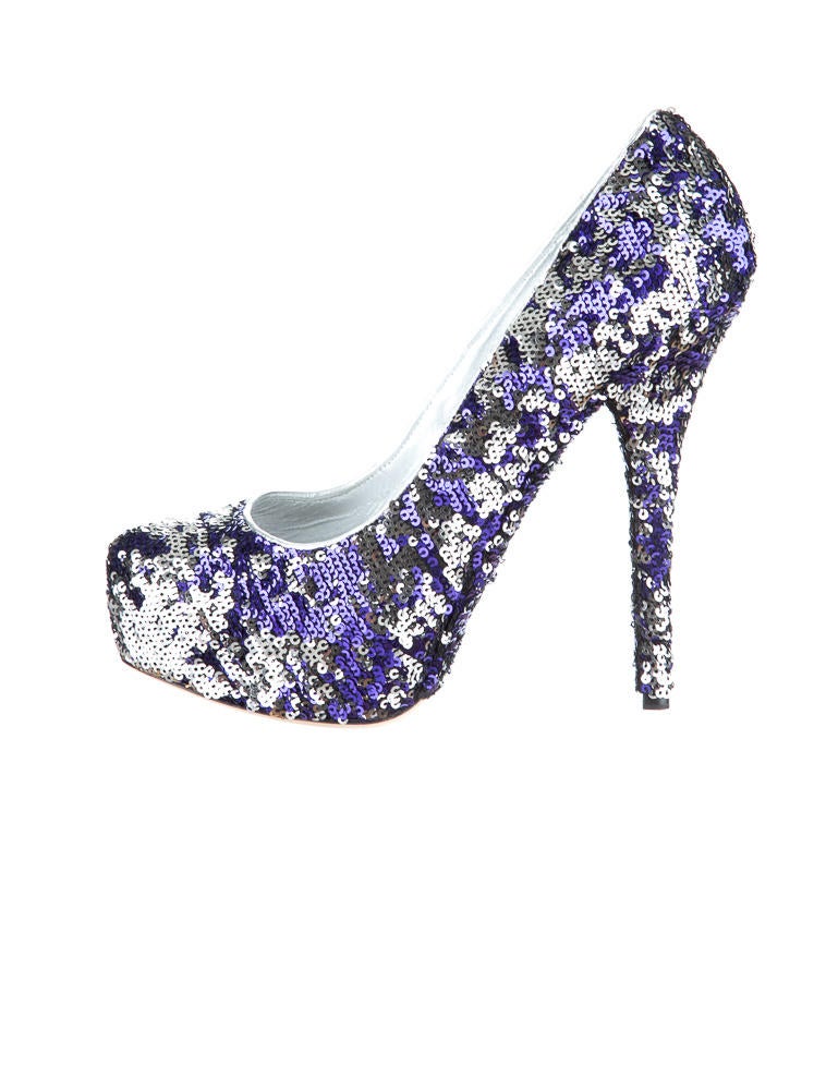 Dolce & Gabbana Pumps - Shoes - DAG10073 | The RealReal
