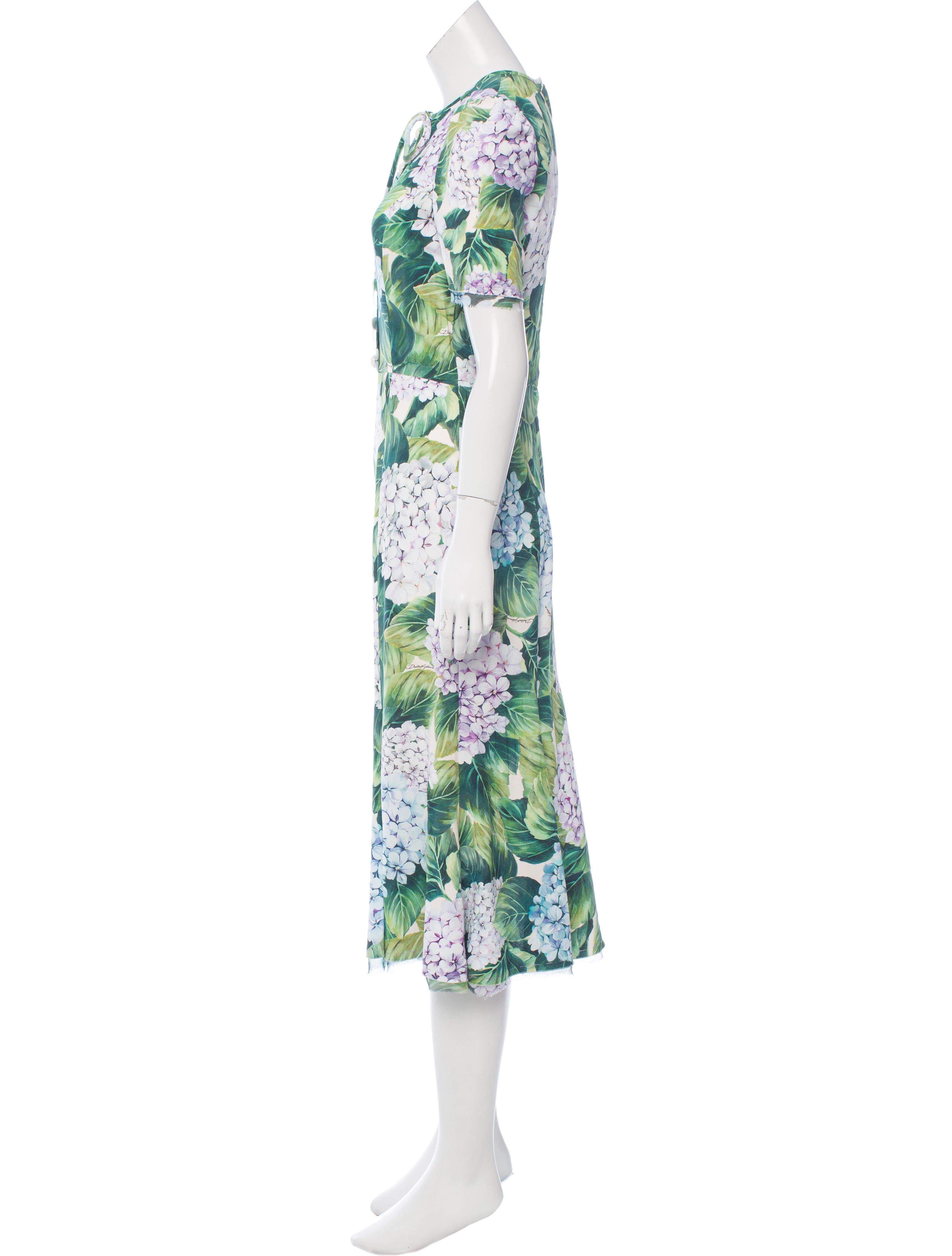 Dolce & Gabbana 2017 Hydrangea Print Dress - Green Dresses, Clothing ...