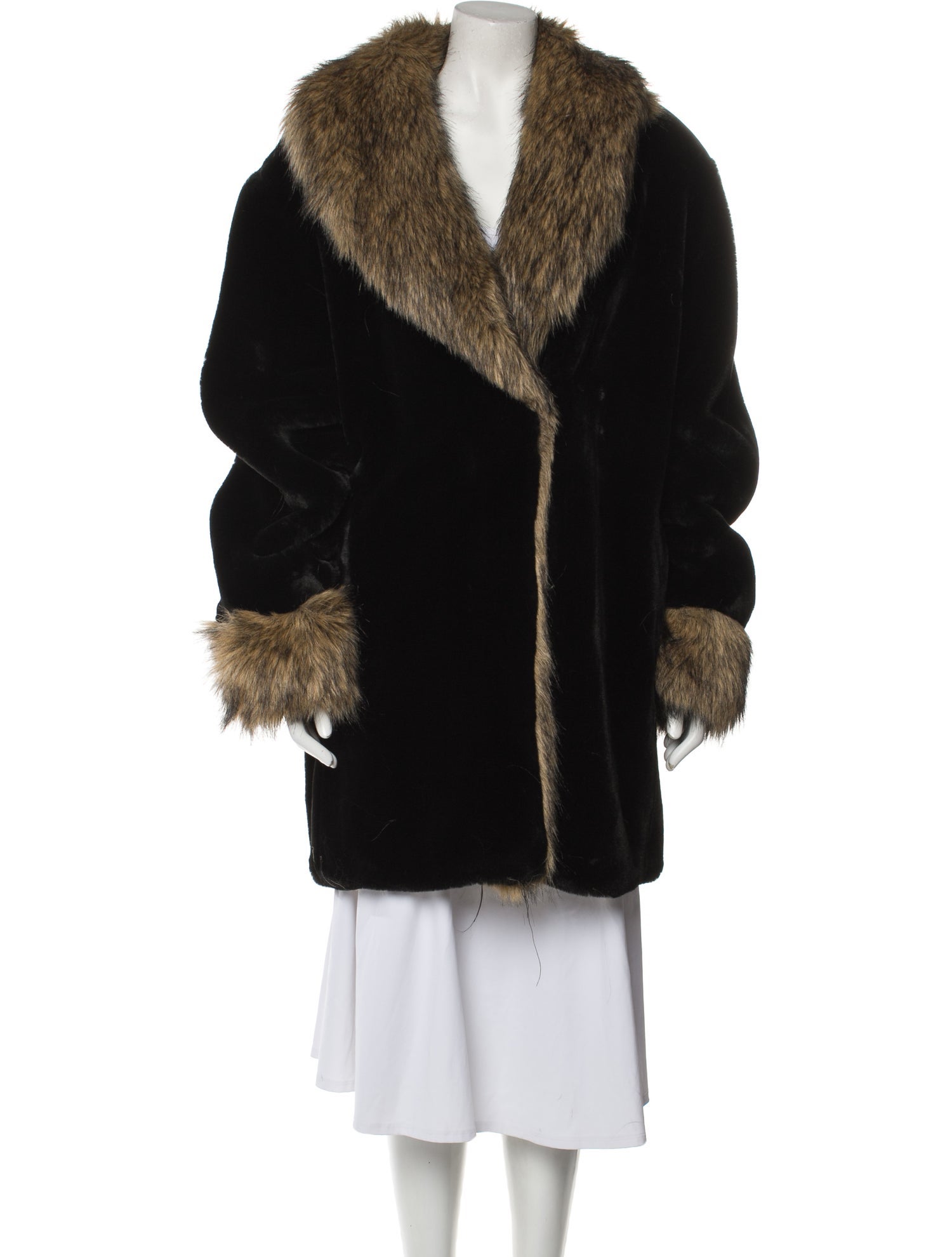 Fur Fox Fur Coat - Neutrals Coats, Clothing - FUR54696 | The RealReal