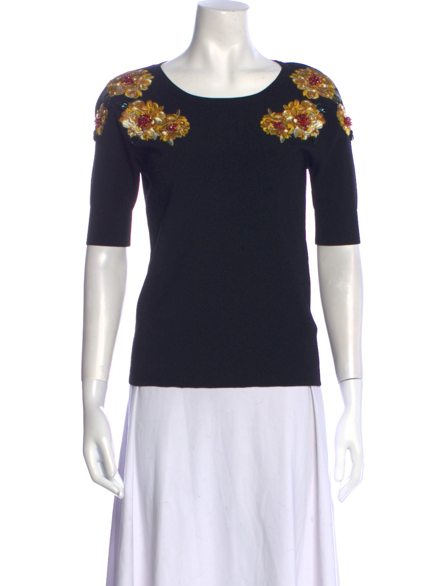 Escada Graphic Print Scoop Neck T-Shirt w/ Tags - Black Tops, Clothing ...