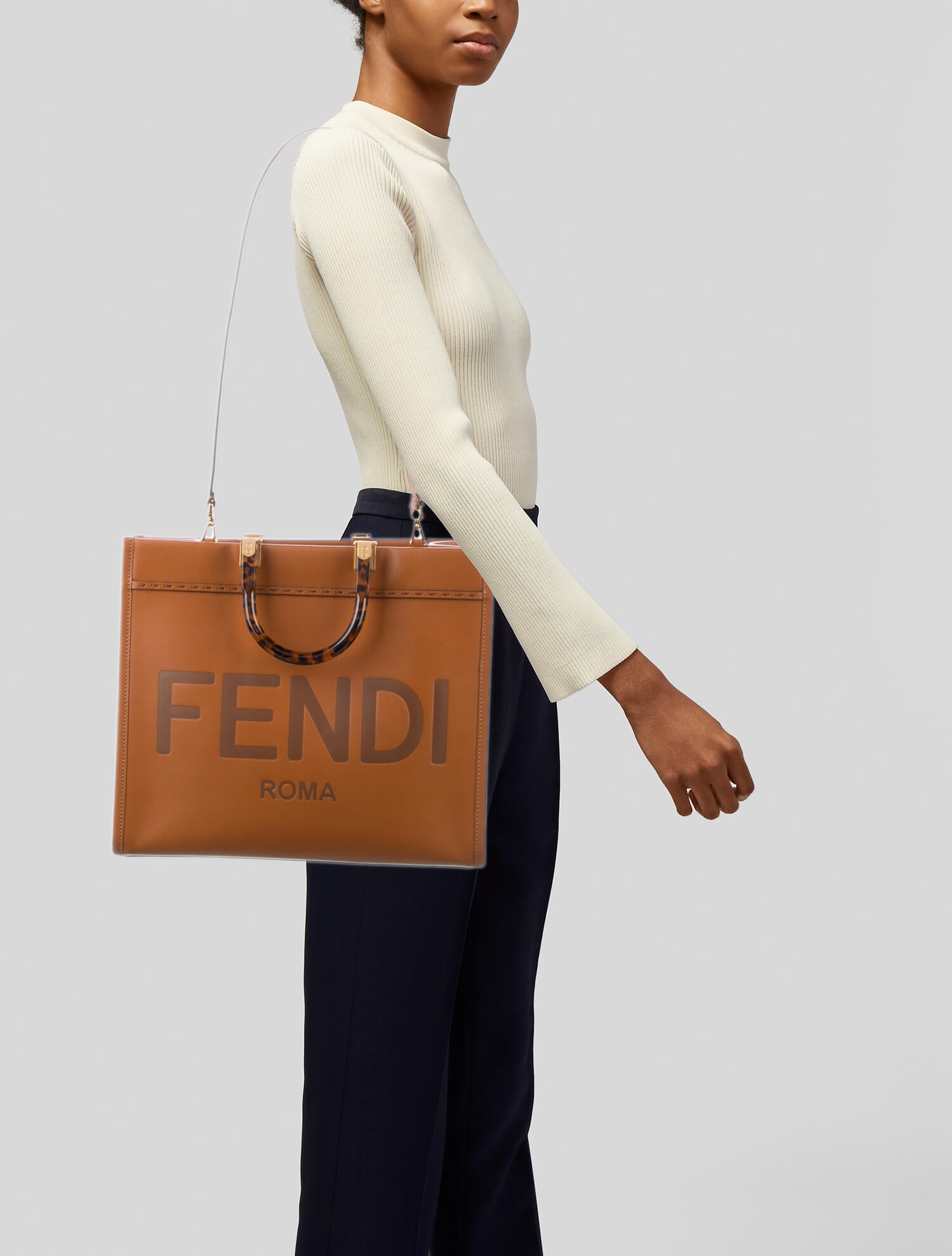 Fendi 2021 Medium Sunshine Shopper Tote w/Strap - Brown Totes, Handbags ...