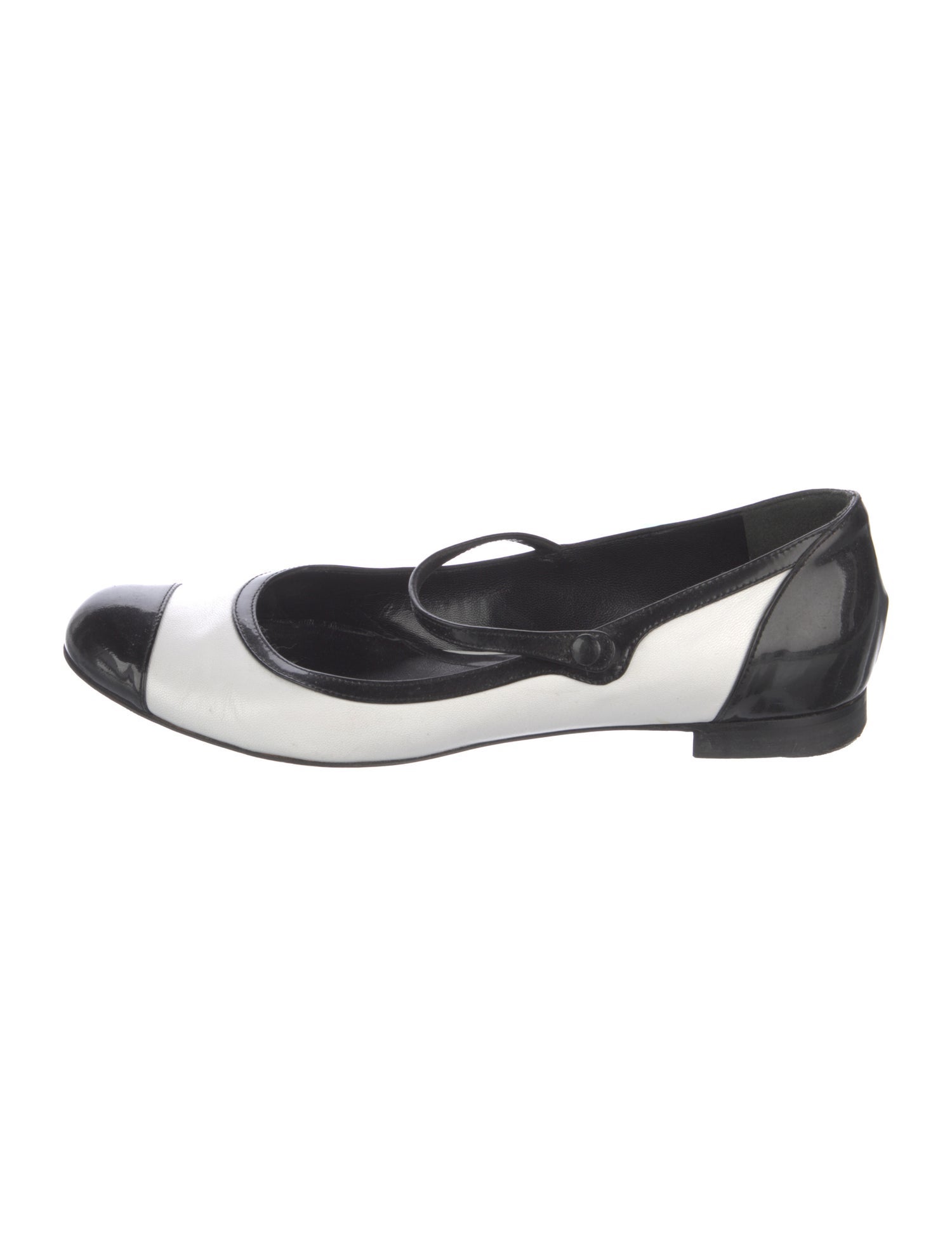 Fendi Leather Colorblock Pattern D'Orsay Flats - Black Flats, Shoes ...