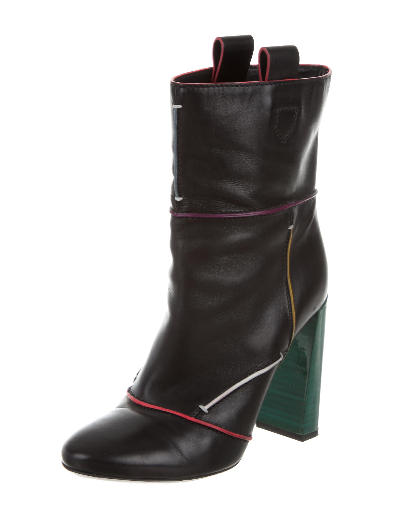 Fendi Leather Ankle Boots - Black Boots, Shoes - FEN54085 | The RealReal