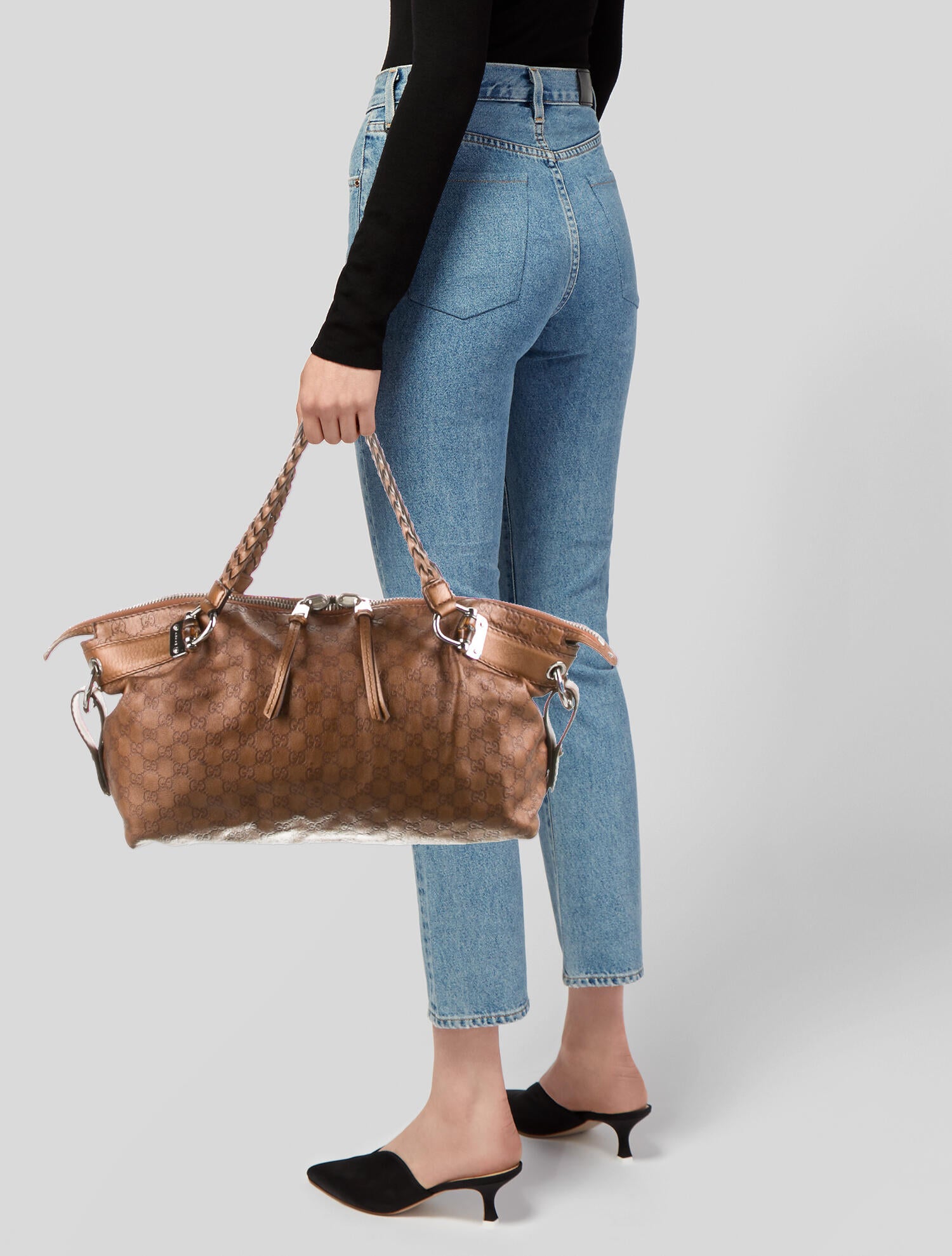 Gucci GG Signature Medium Bamboo Bar Shoulder Bag - Brown Shoulder Bags ...