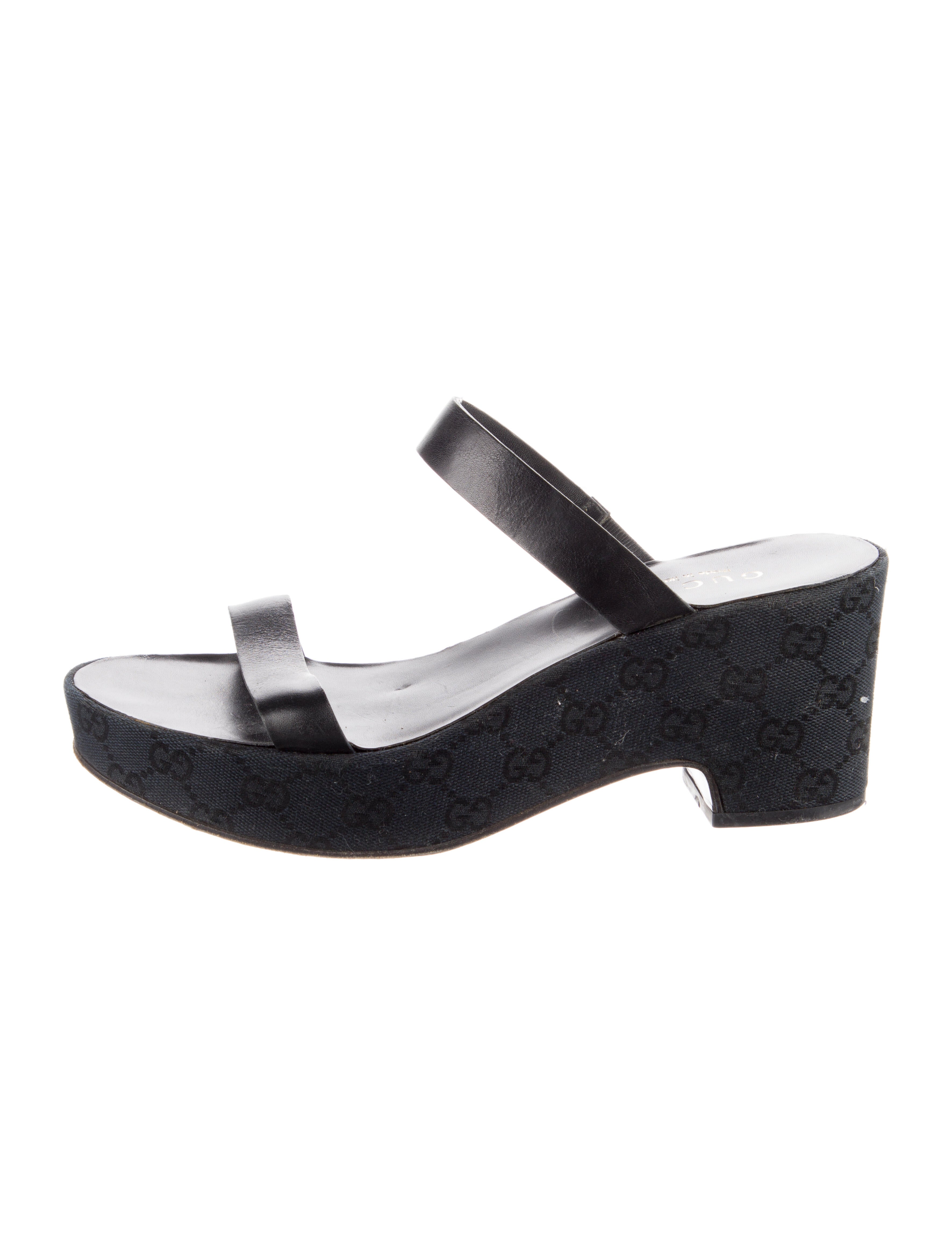 Gucci GG Logo Leather Gladiator Sandals - Black Sandals, Shoes ...