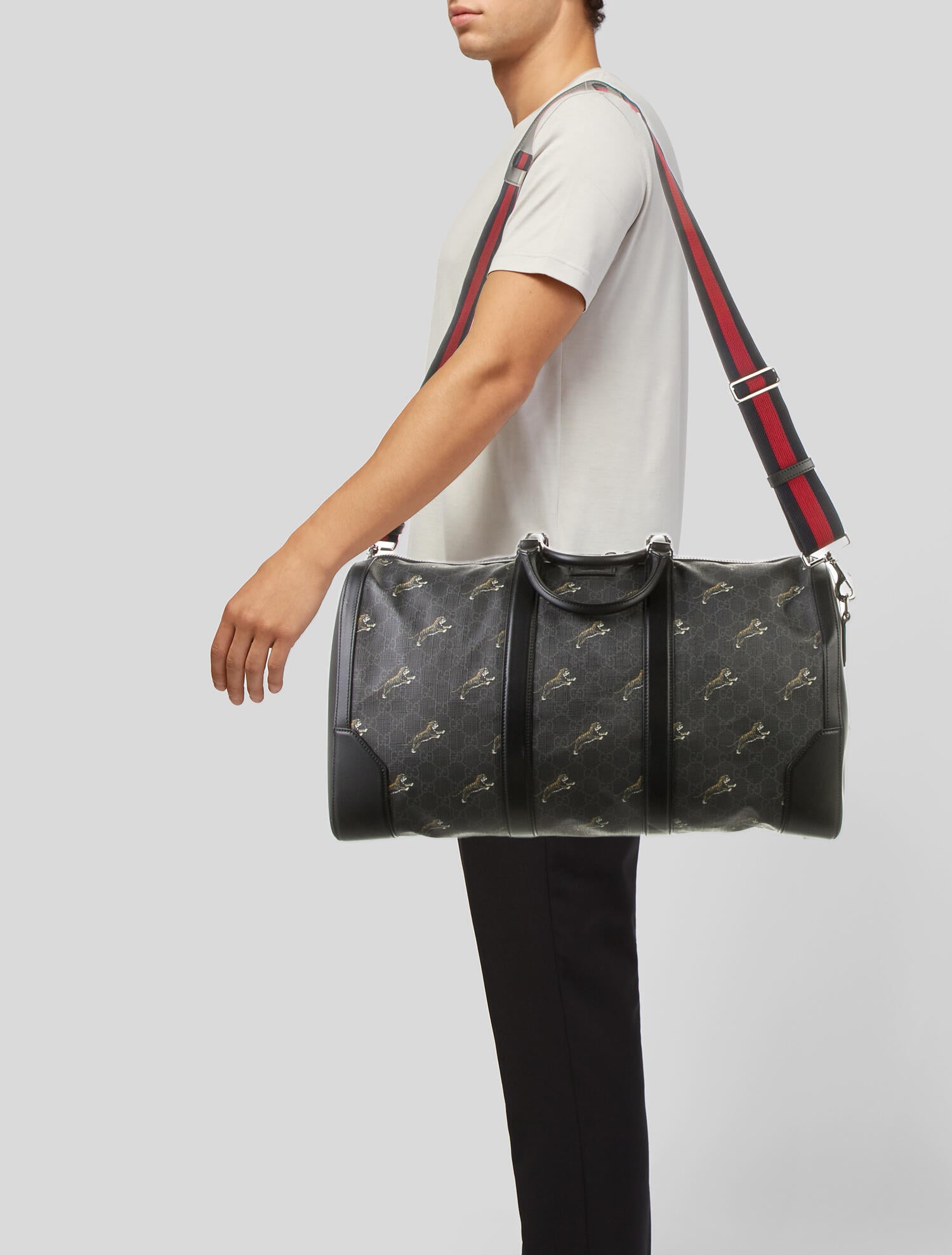 Gucci GG Supreme Duffle Bag - Black Weekenders, Bags - GUC1238369 | The ...