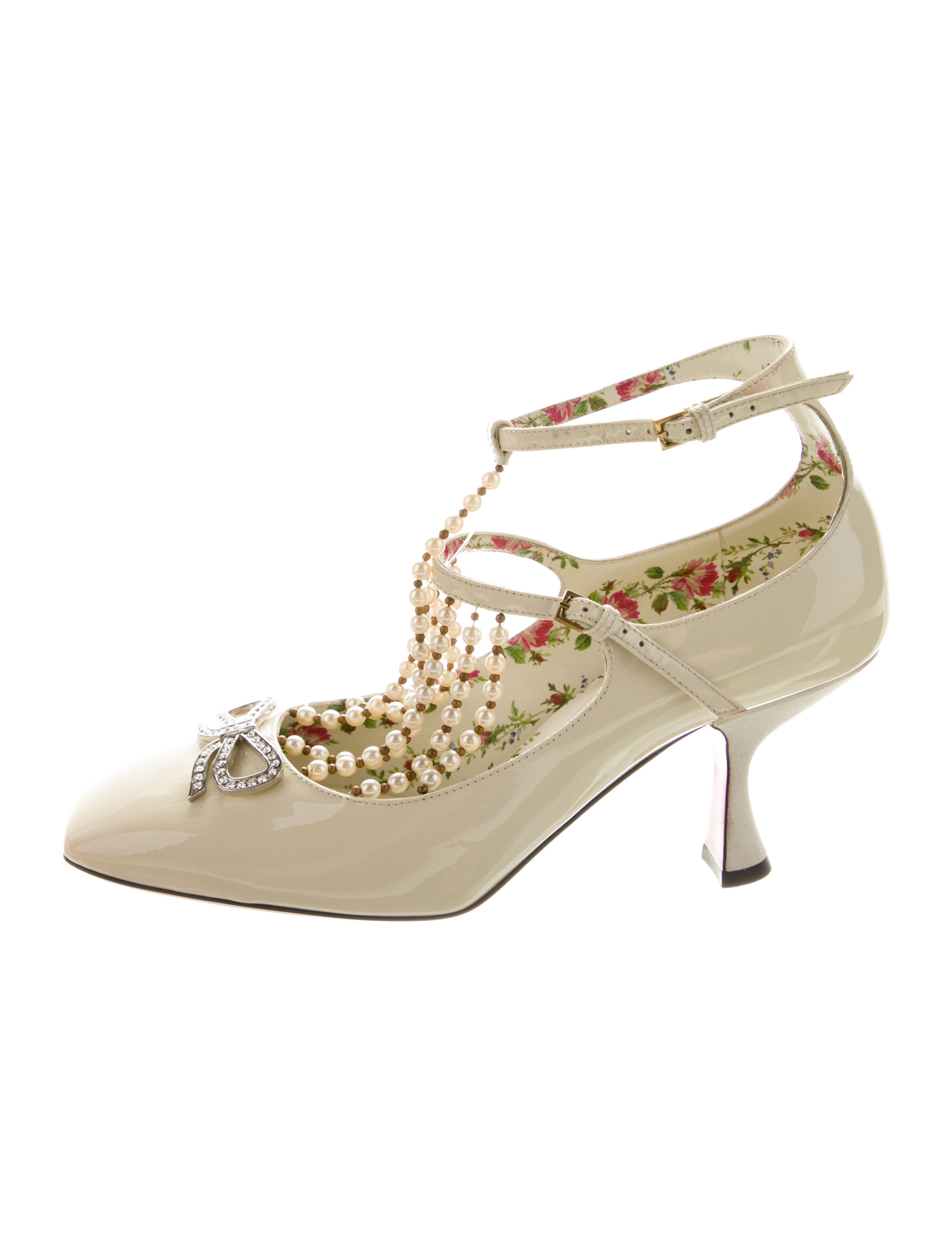 Gucci 2017 Queercore Brogue Pumps - Neutrals Pumps, Shoes - GUC138128 ...