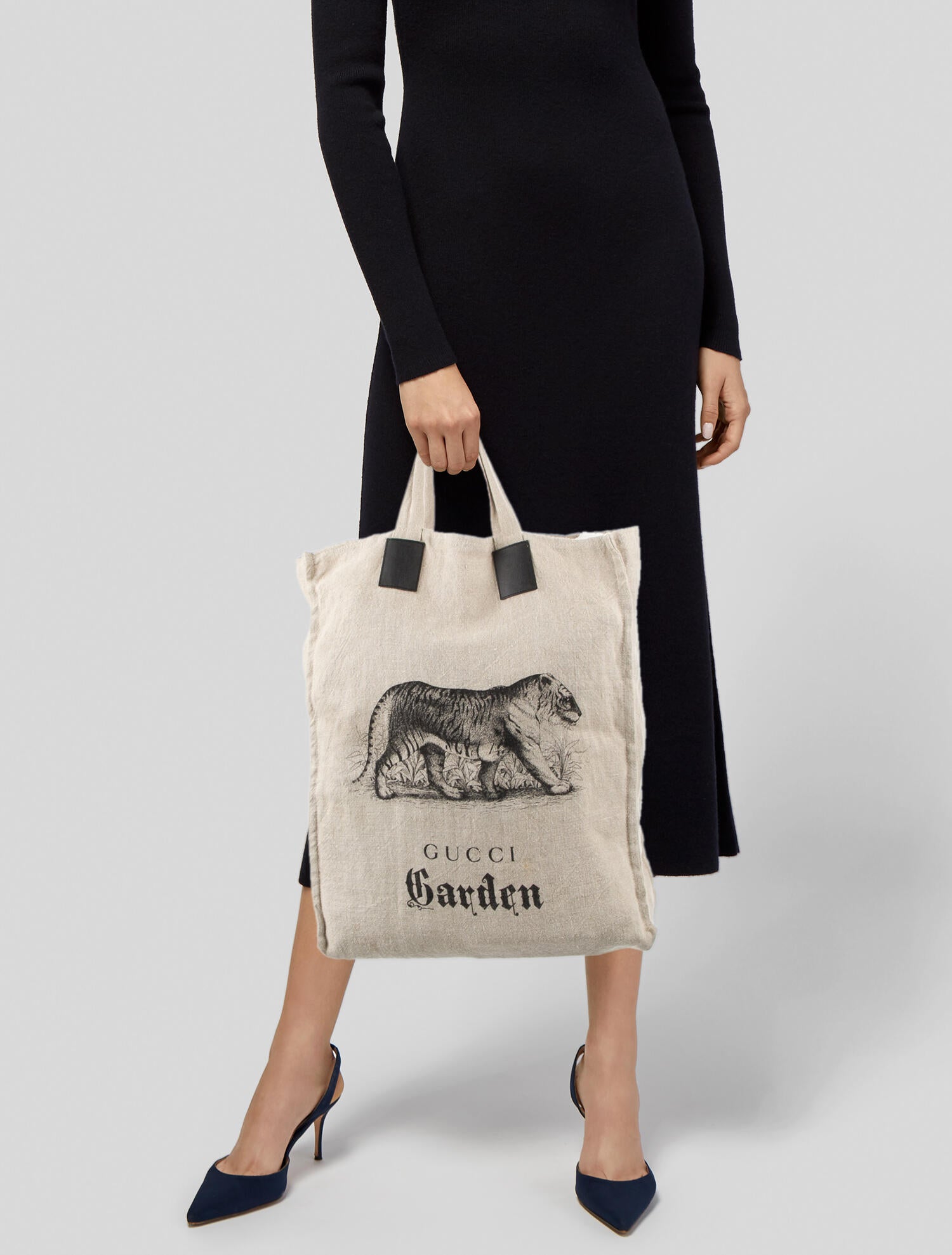 Gucci Garden Linen Shopper Tote - Neutrals Totes, Handbags - GUC1268484 ...