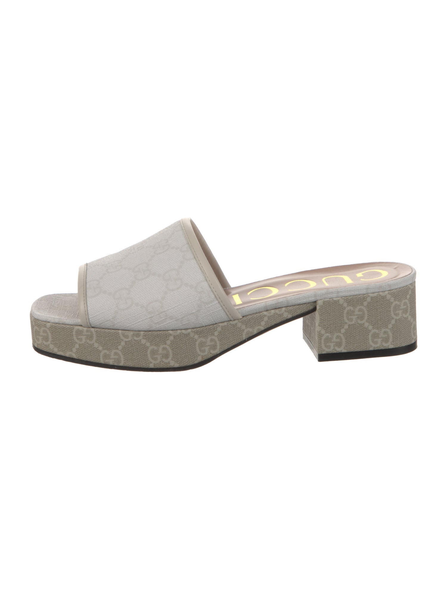 Gucci GG Supreme Slides - White Sandals, Shoes - GUC1471272 | The RealReal