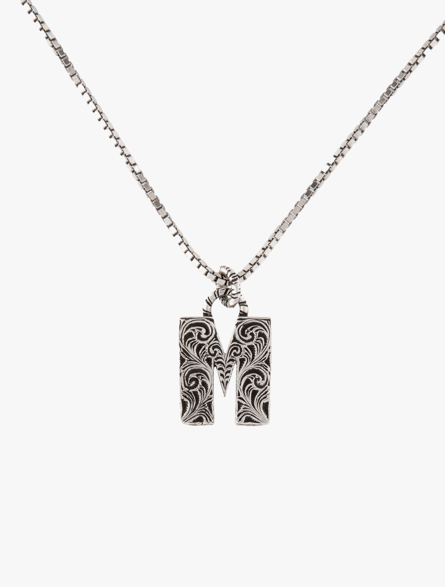 Gucci initial necklace silver store