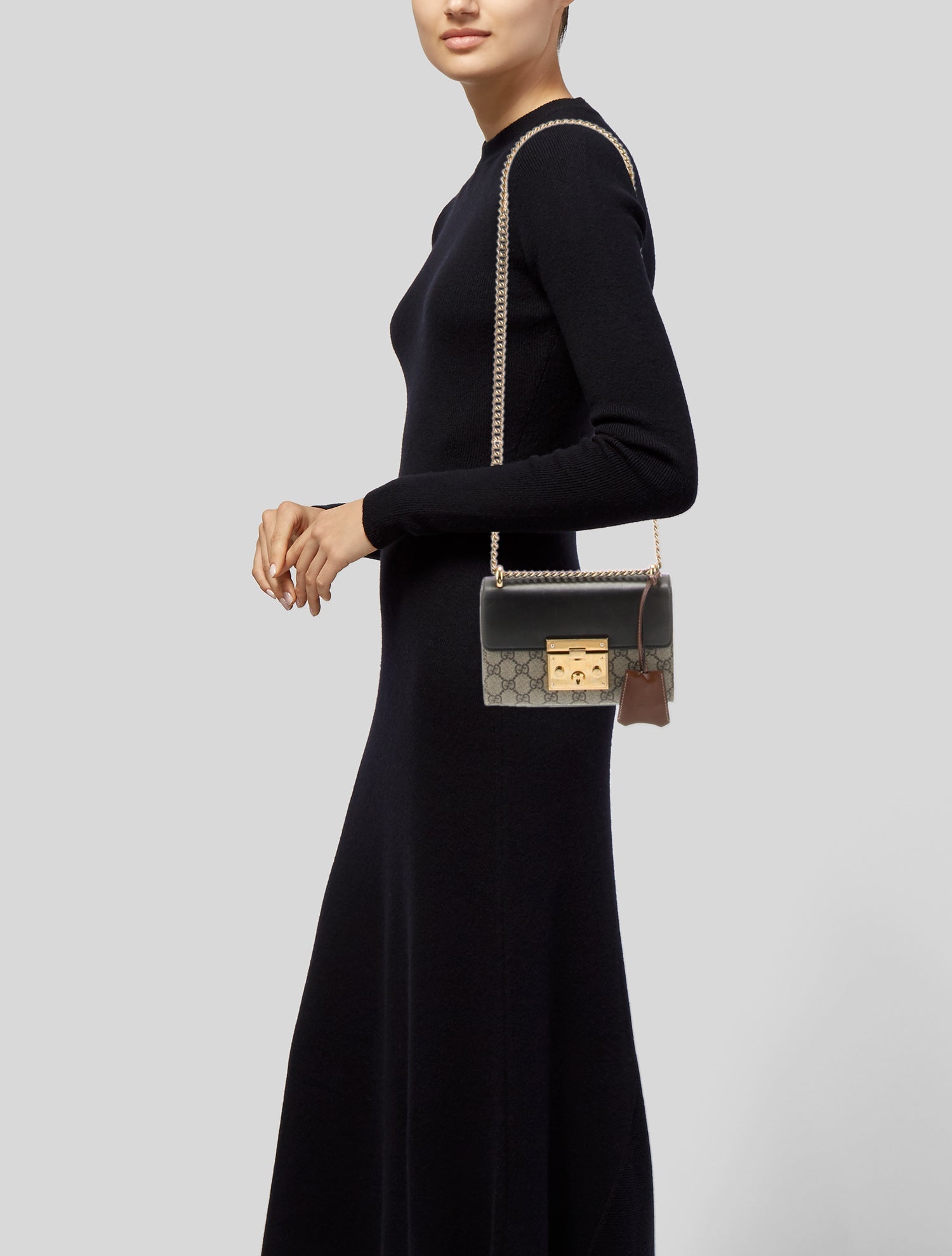 Gucci GG Supreme Berry Small Padlock Shoulder Bag - Neutrals Shoulder ...