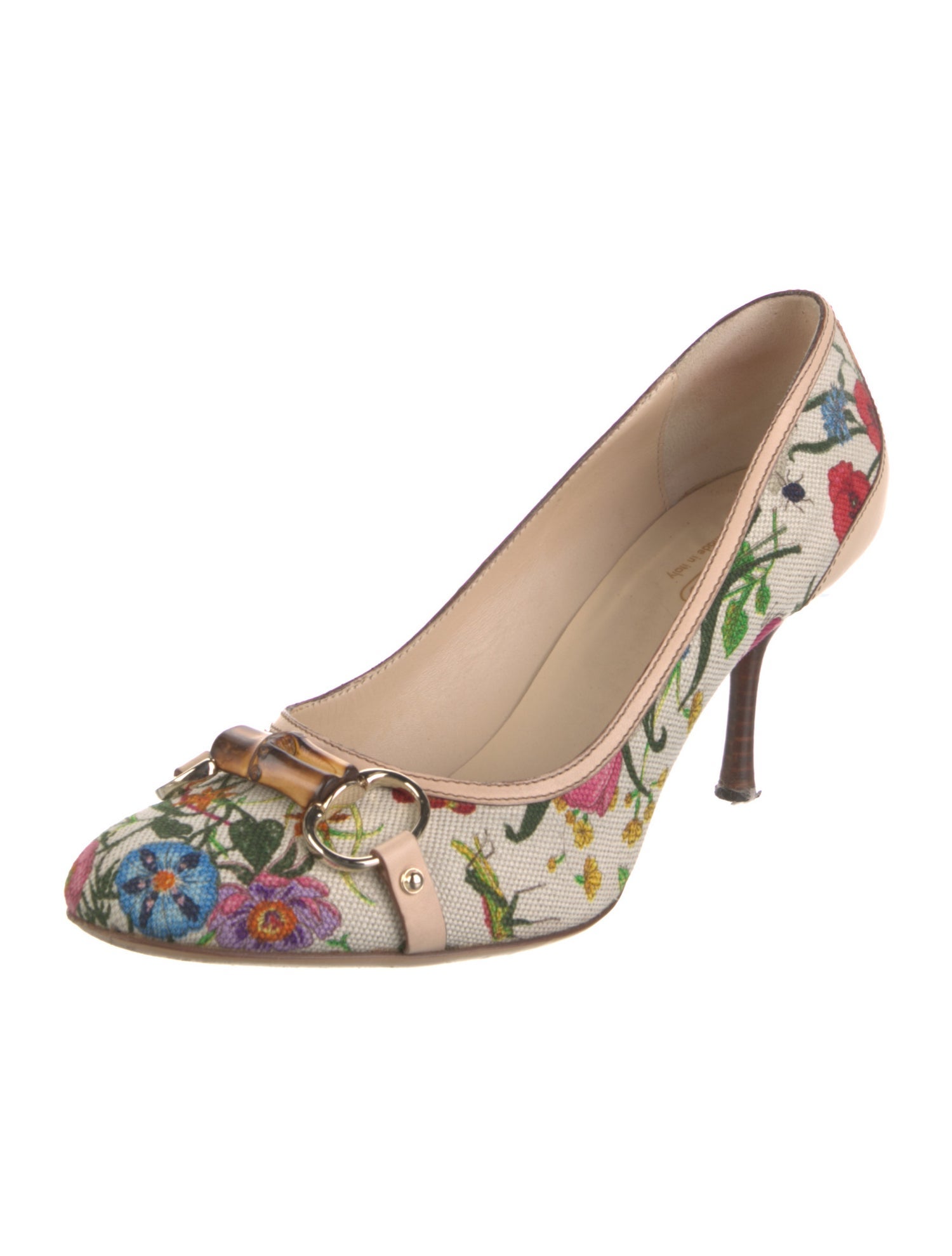 Gucci Flora Print Canvas Pumps - Neutrals Pumps, Shoes - GUC1620173 ...