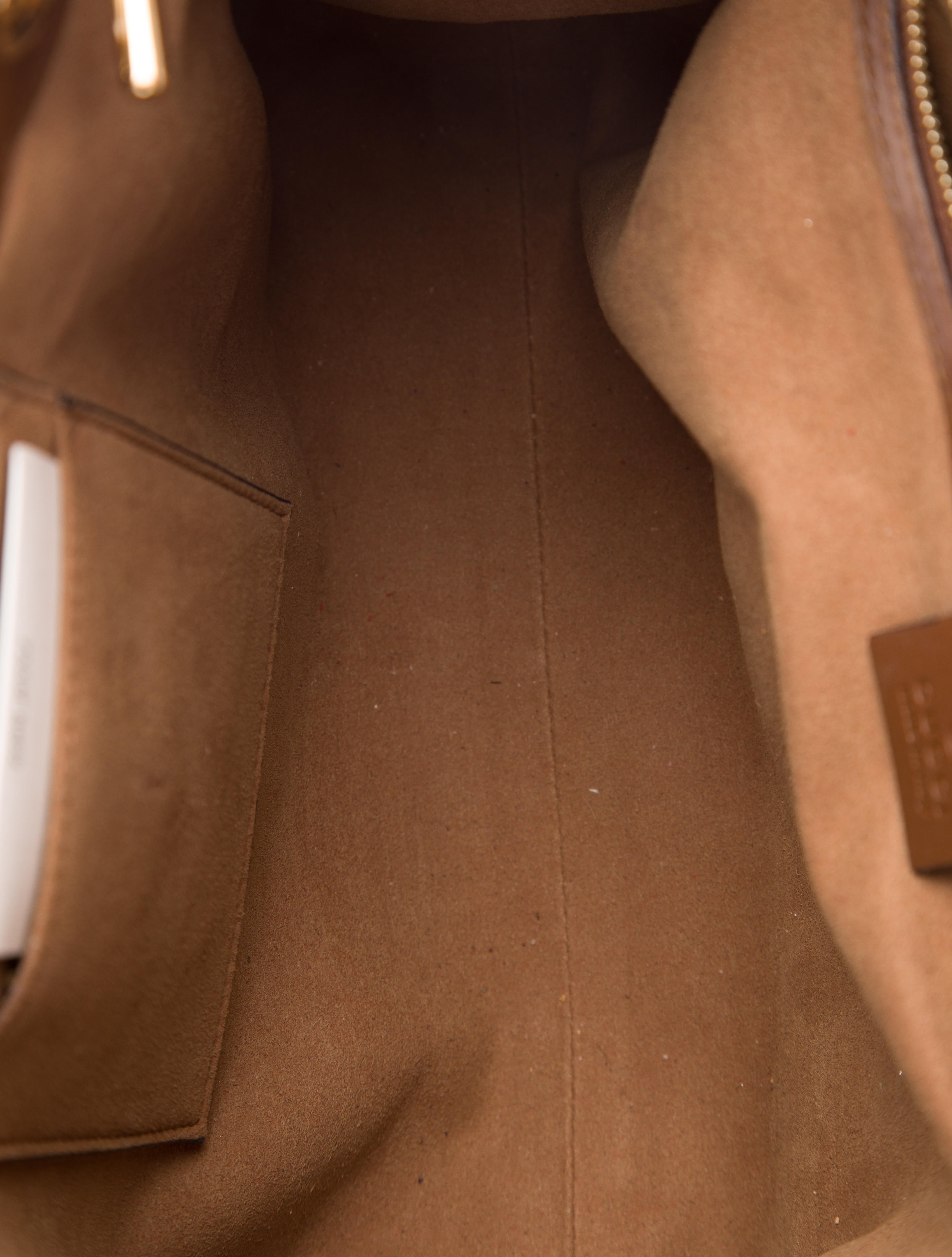 Gucci 2017 Padlock Medium GG Shoulder Bag - Handbags - GUC181228 | The ...