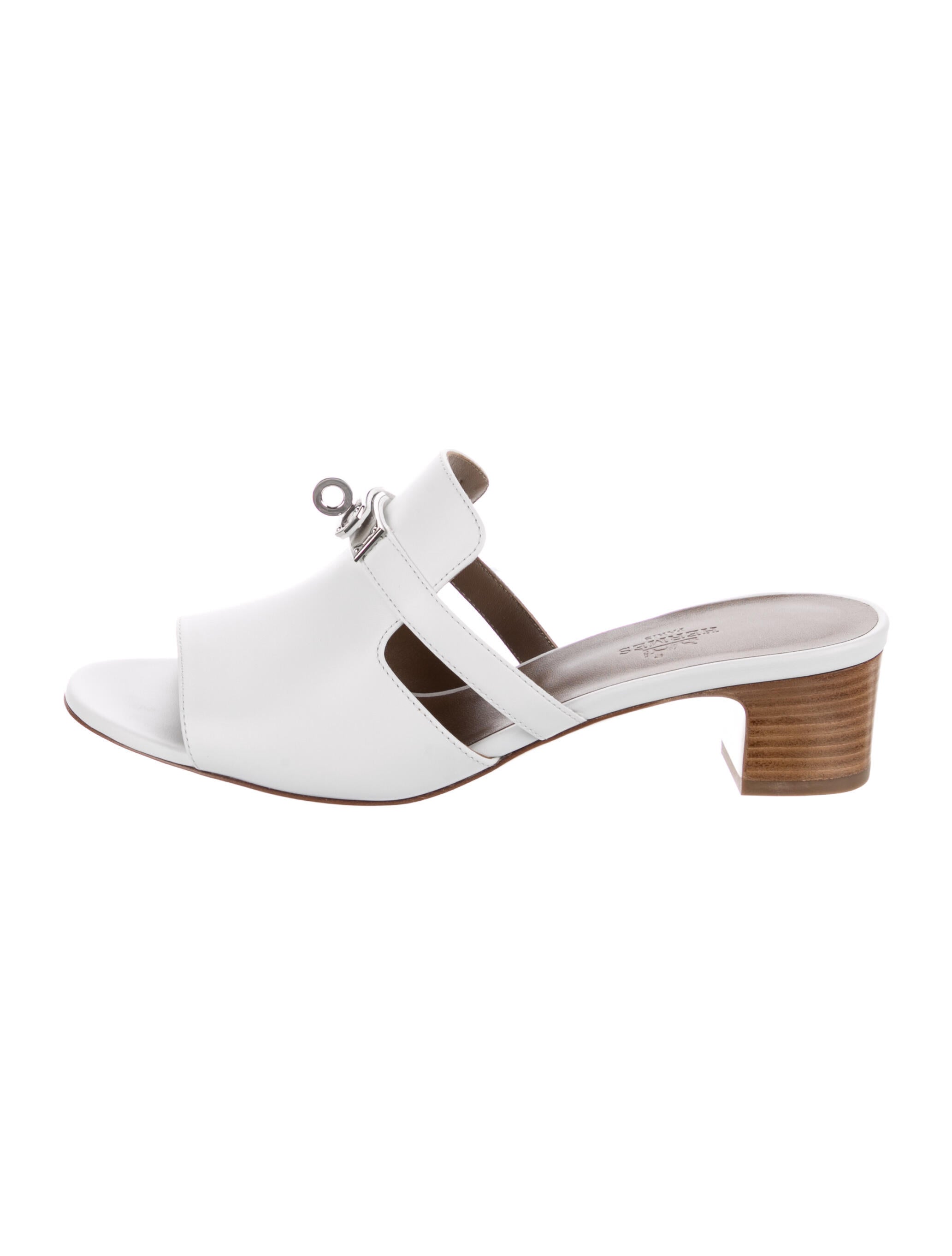 Hermès Candy Leather Slides w/ Tags - White Sandals, Shoes - HER513778 ...