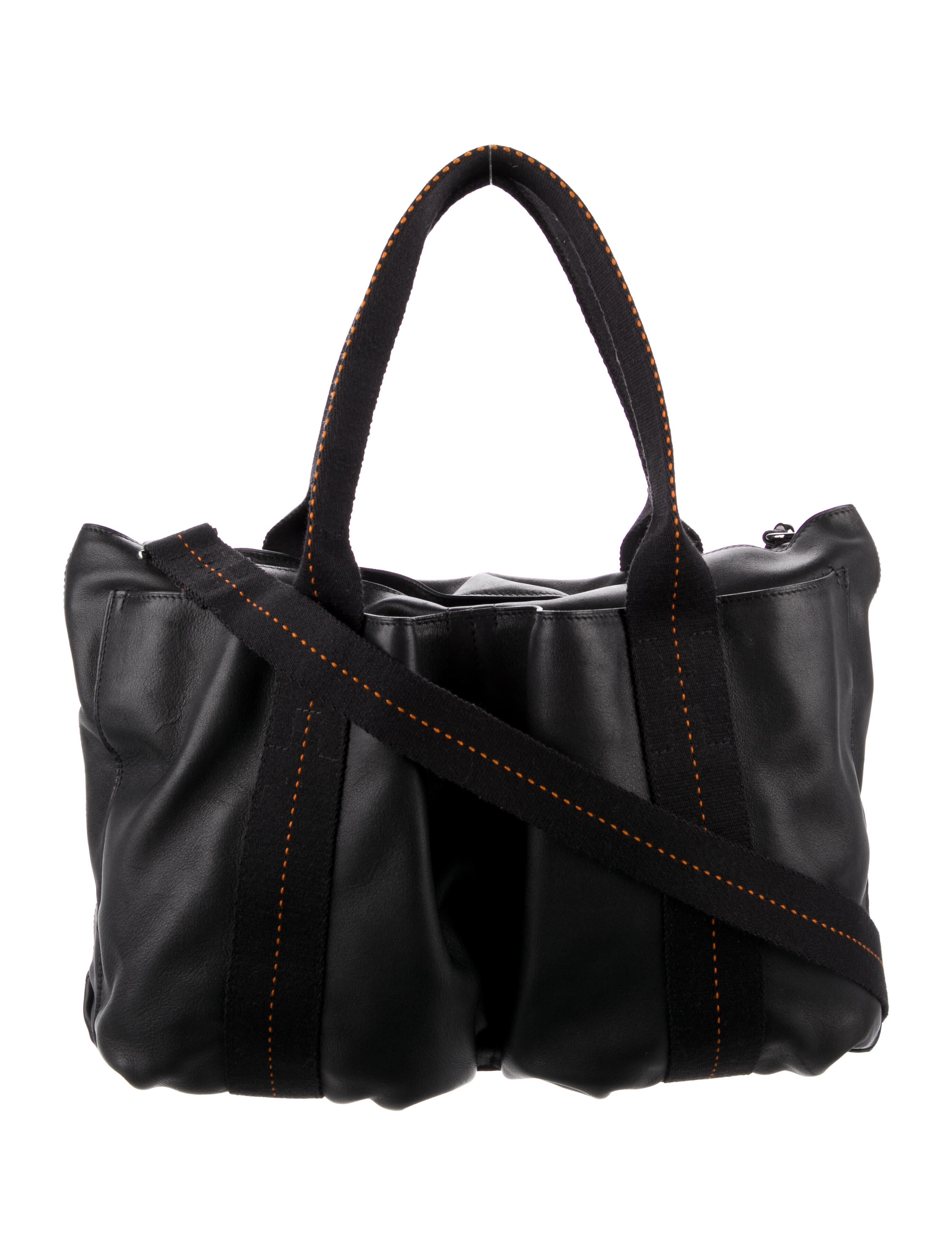 Hermès Swift Caravan Horizontal PM - Black Shoulder Bags, Handbags ...