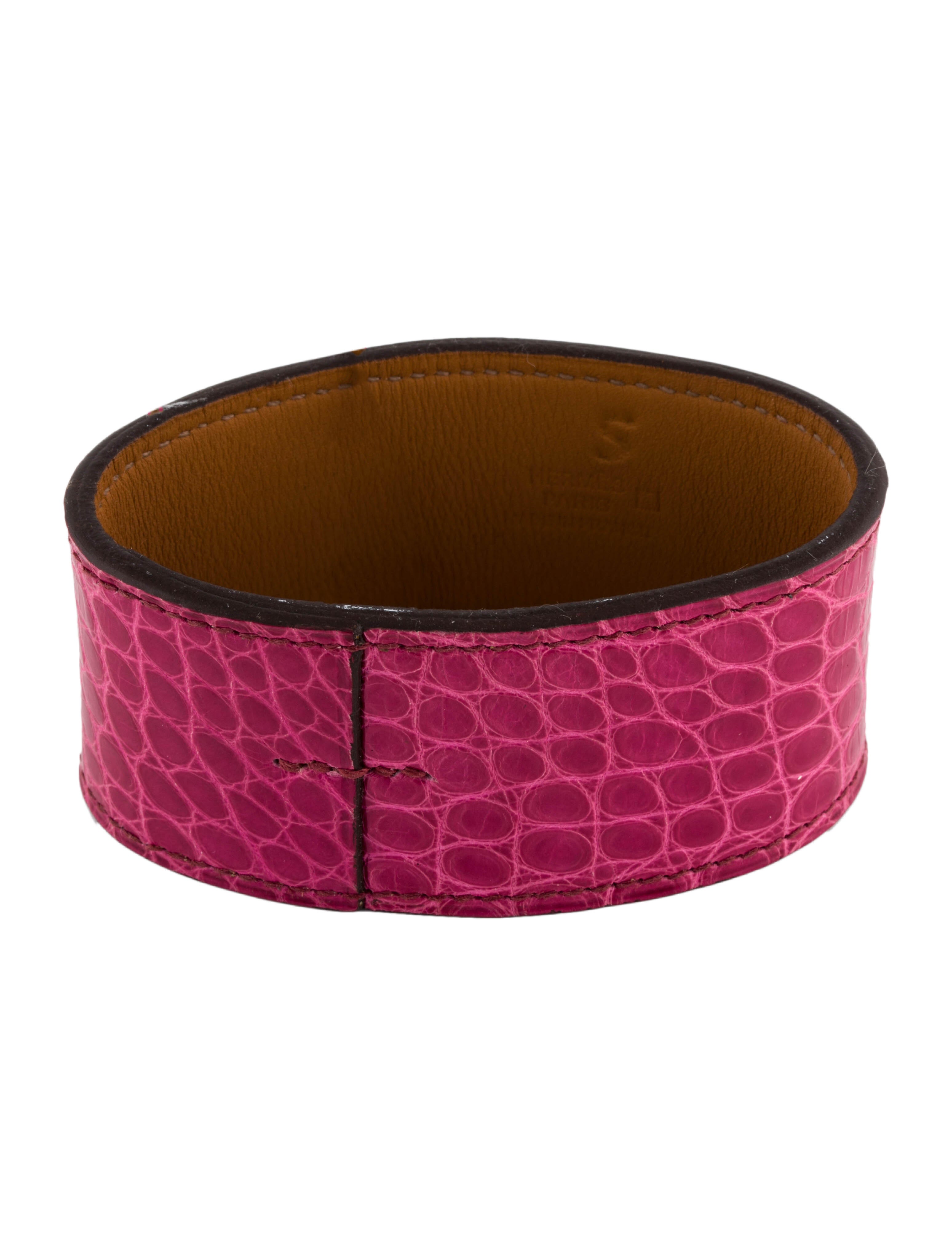 Hermès Crocodile Pool Tour Bangle Bracelet - Pink Wrap, Bracelets ...