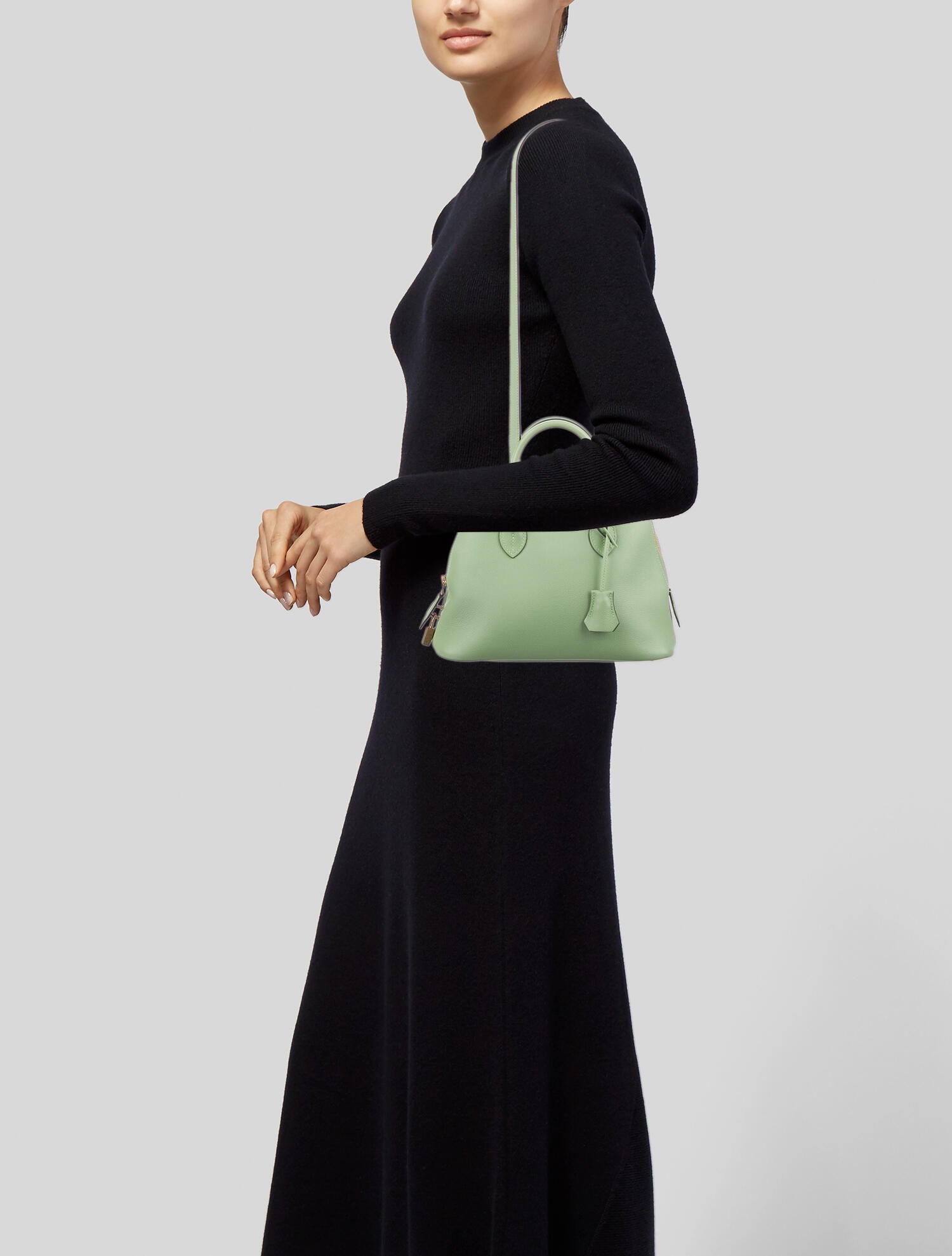 Hermès 2021 Evercolor Bolide 1923 25 - Green Handle Bags, Handbags ...