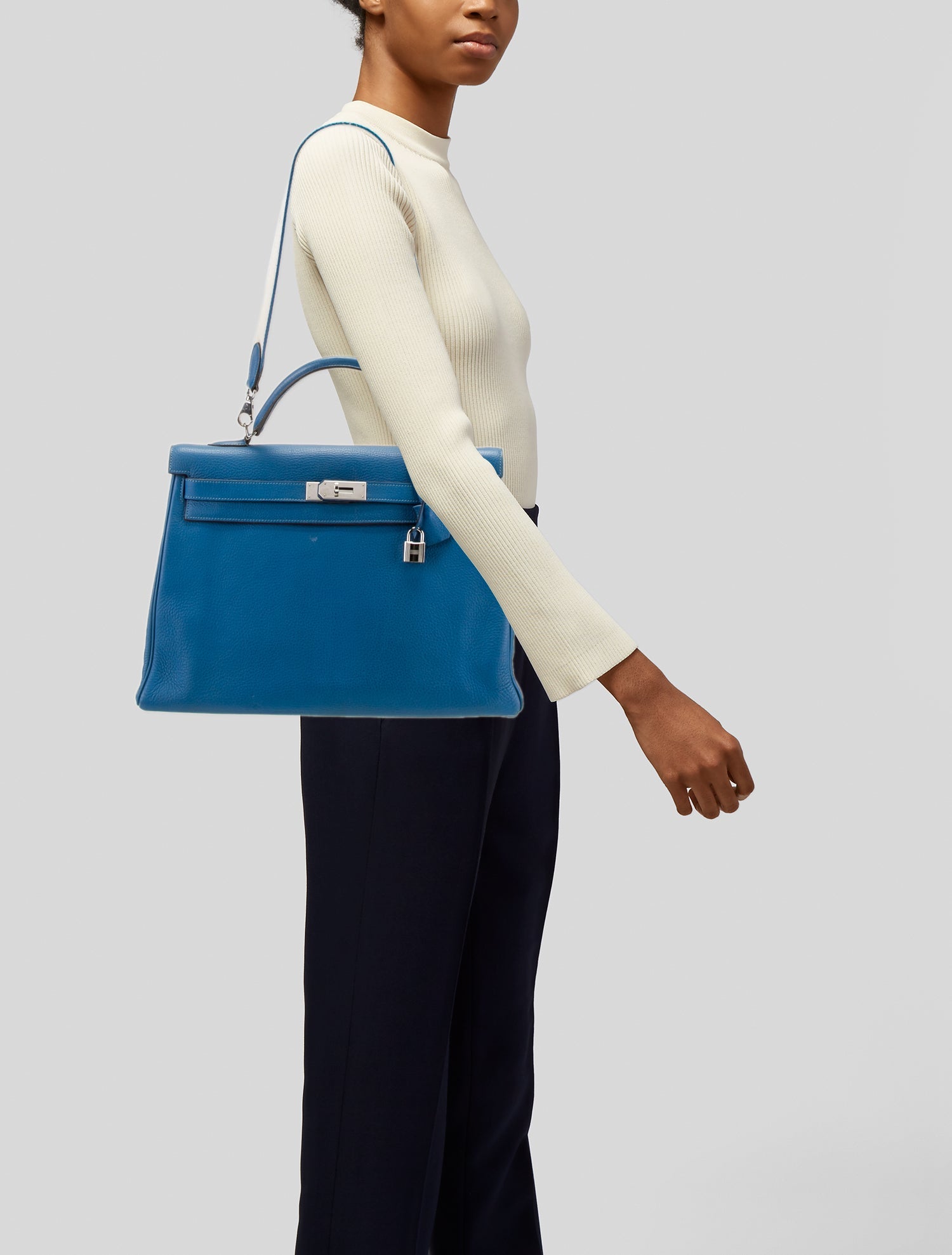 Hermès Madame Kelly II Sellier 28 - Blue Handle Bags, Handbags ...
