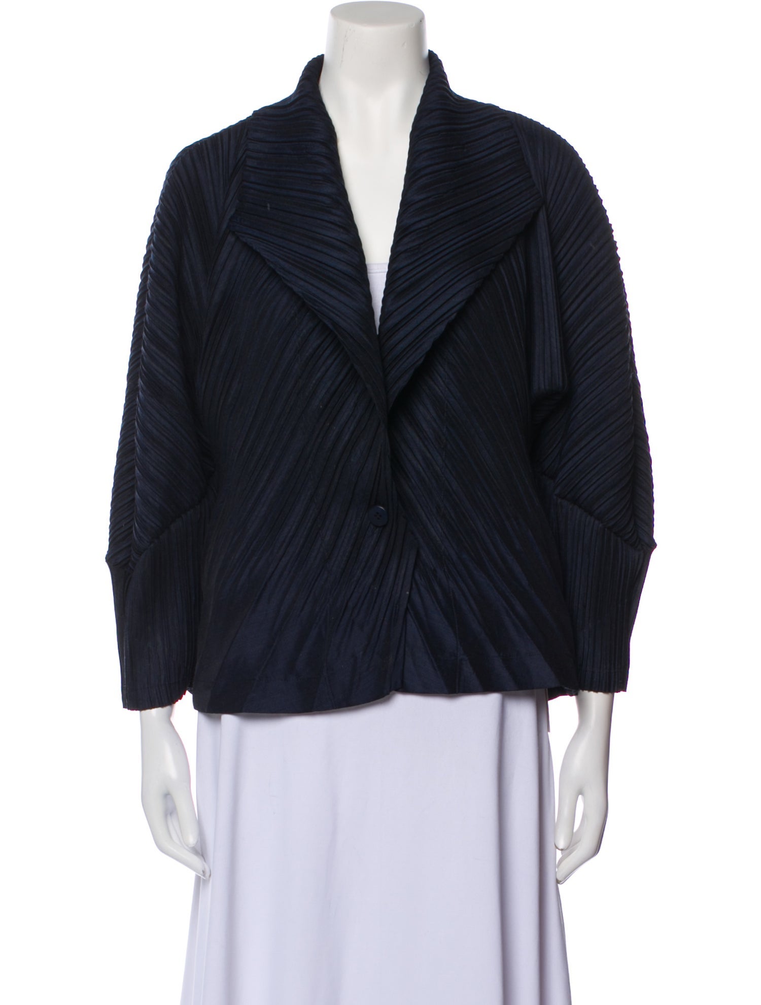 Issey Miyake 2017 Jacket - Blue Jackets, Clothing - ISS45051 | The RealReal