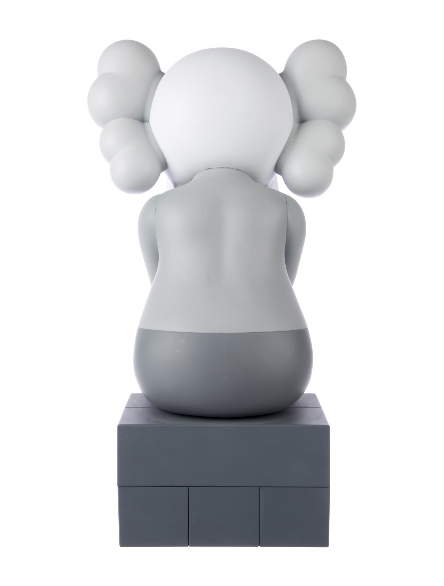 KAWS 2013 Passing Through Companion Figure - Grey Figures, Collectibles ...