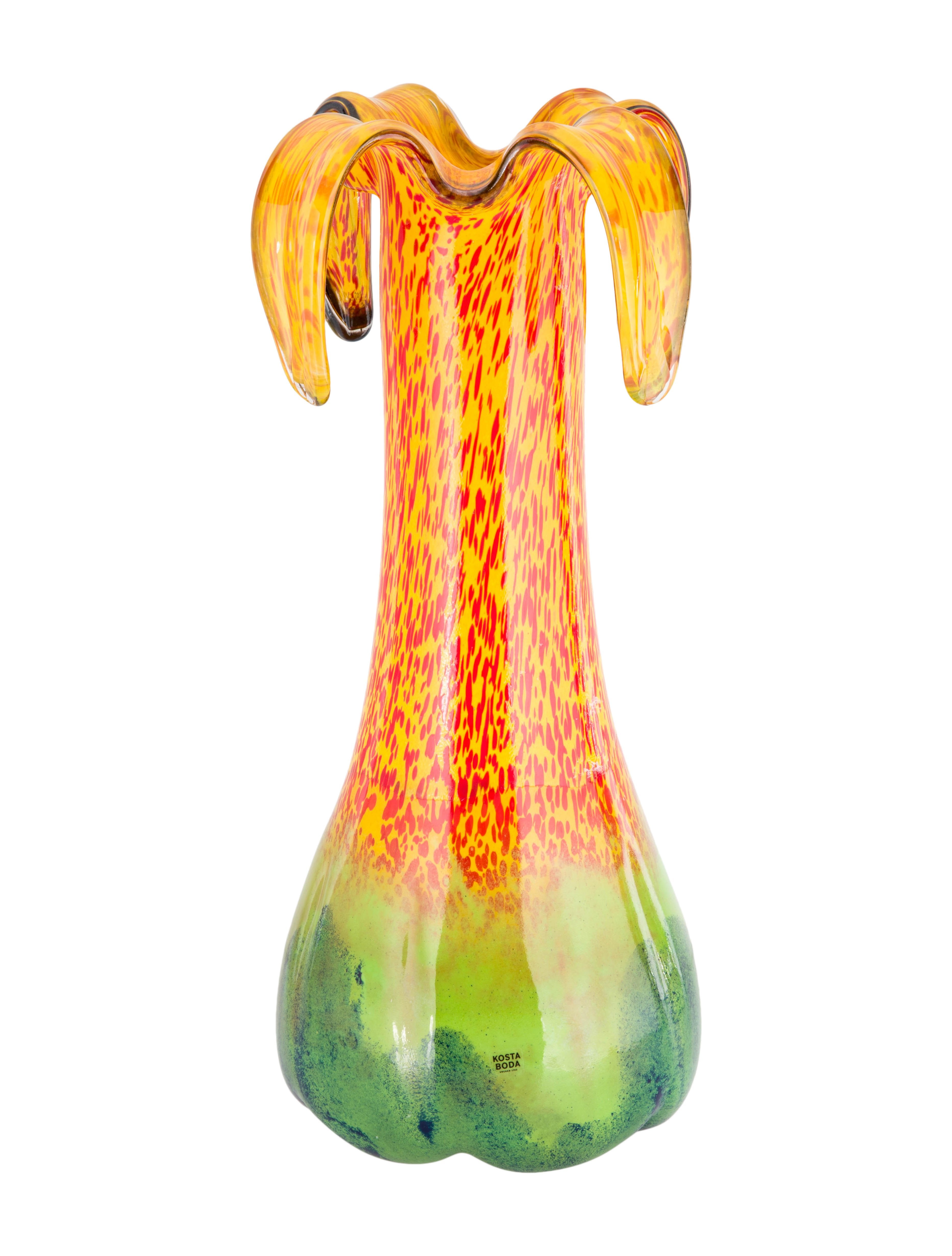 Kosta Boda Vase - Green - KST20050 | The RealReal