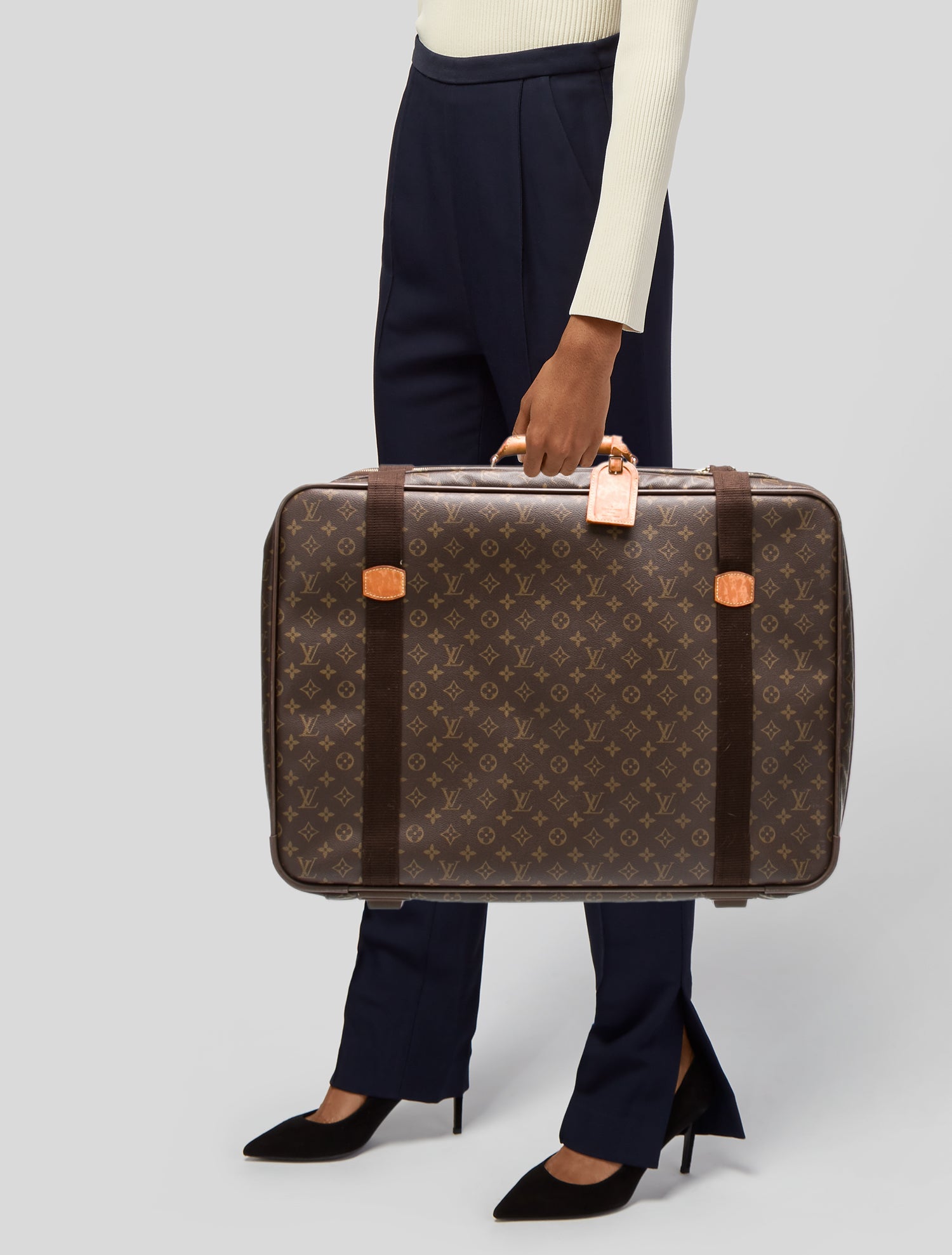 Louis Vuitton LV Monogram Bôite Chapeaux 50 Vintage - Brown Luggage and ...