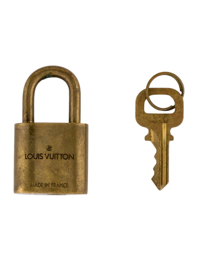 Hermès Cadena Lock and Key Set - Silver Bag Accessories, Accessories ...