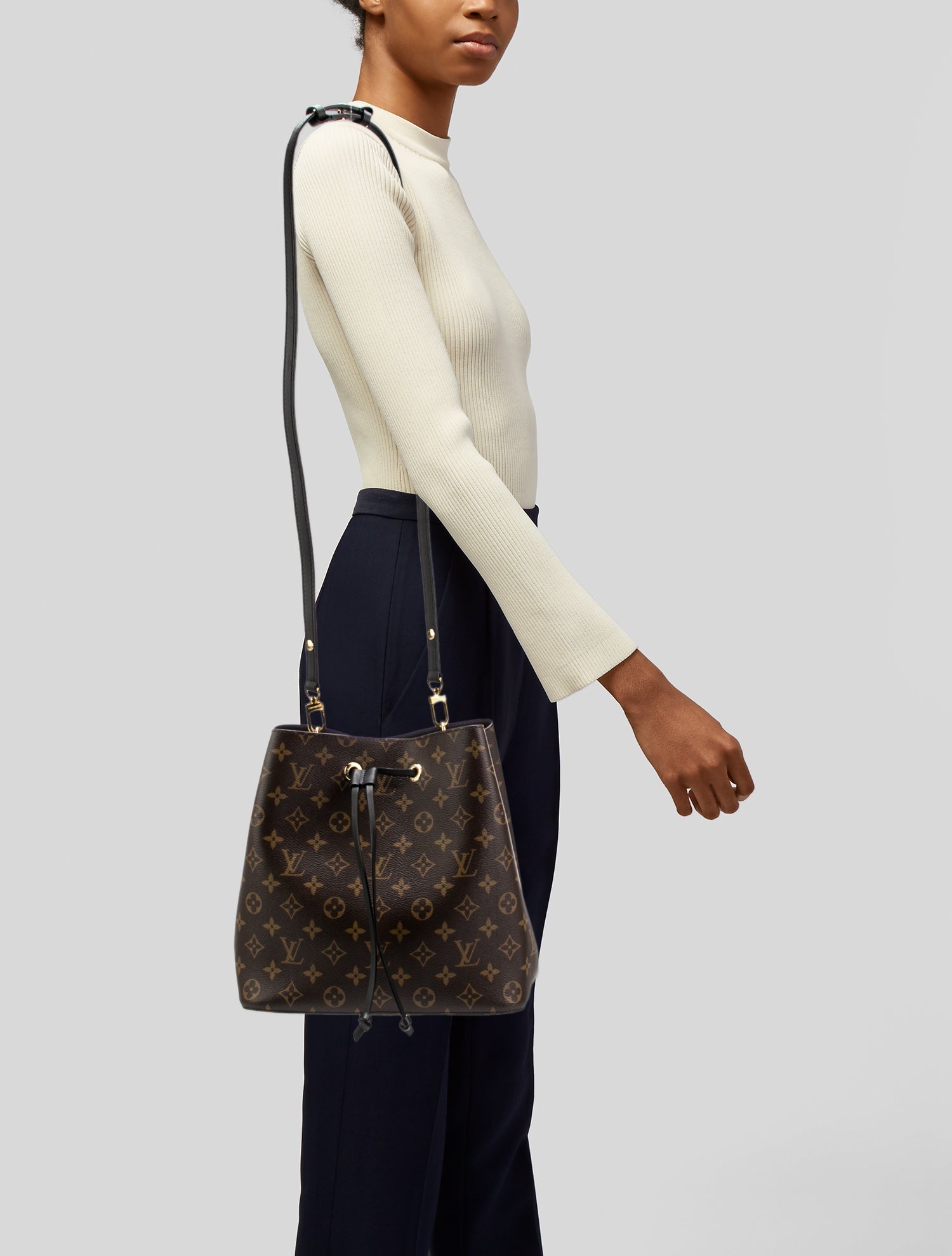 Louis Vuitton Monogram NeoNoe MM - Brown Bucket Bags, Handbags ...