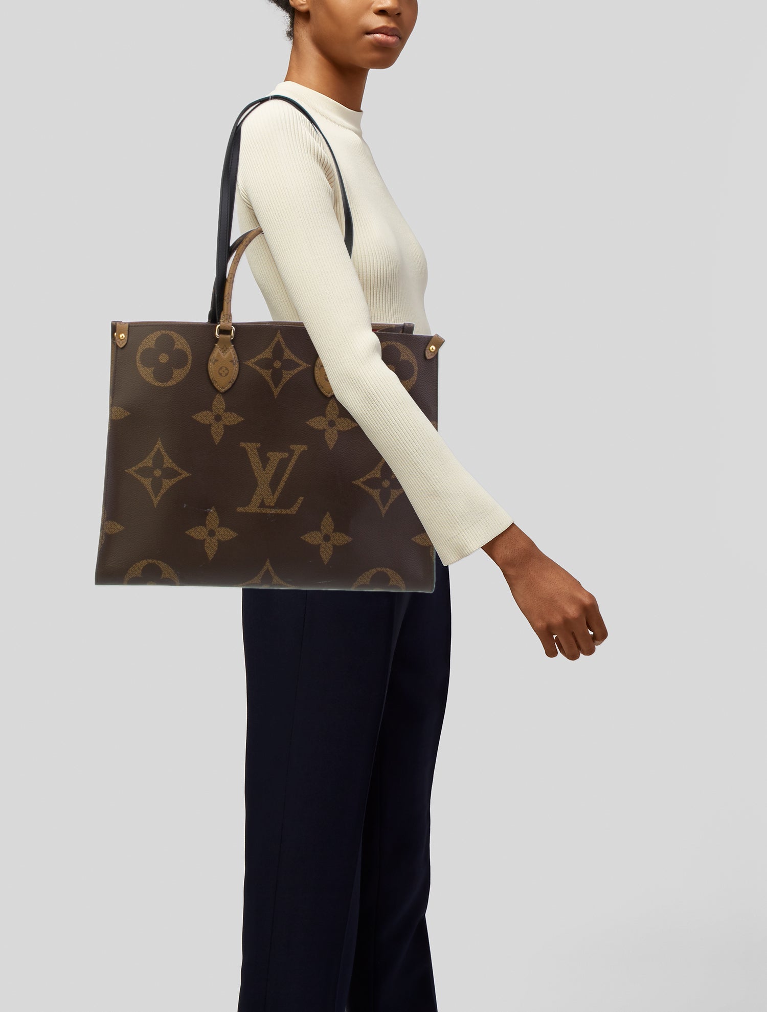 Louis Vuitton Giant Monogram Reverse OnTheGo GM - Brown Totes, Handbags ...