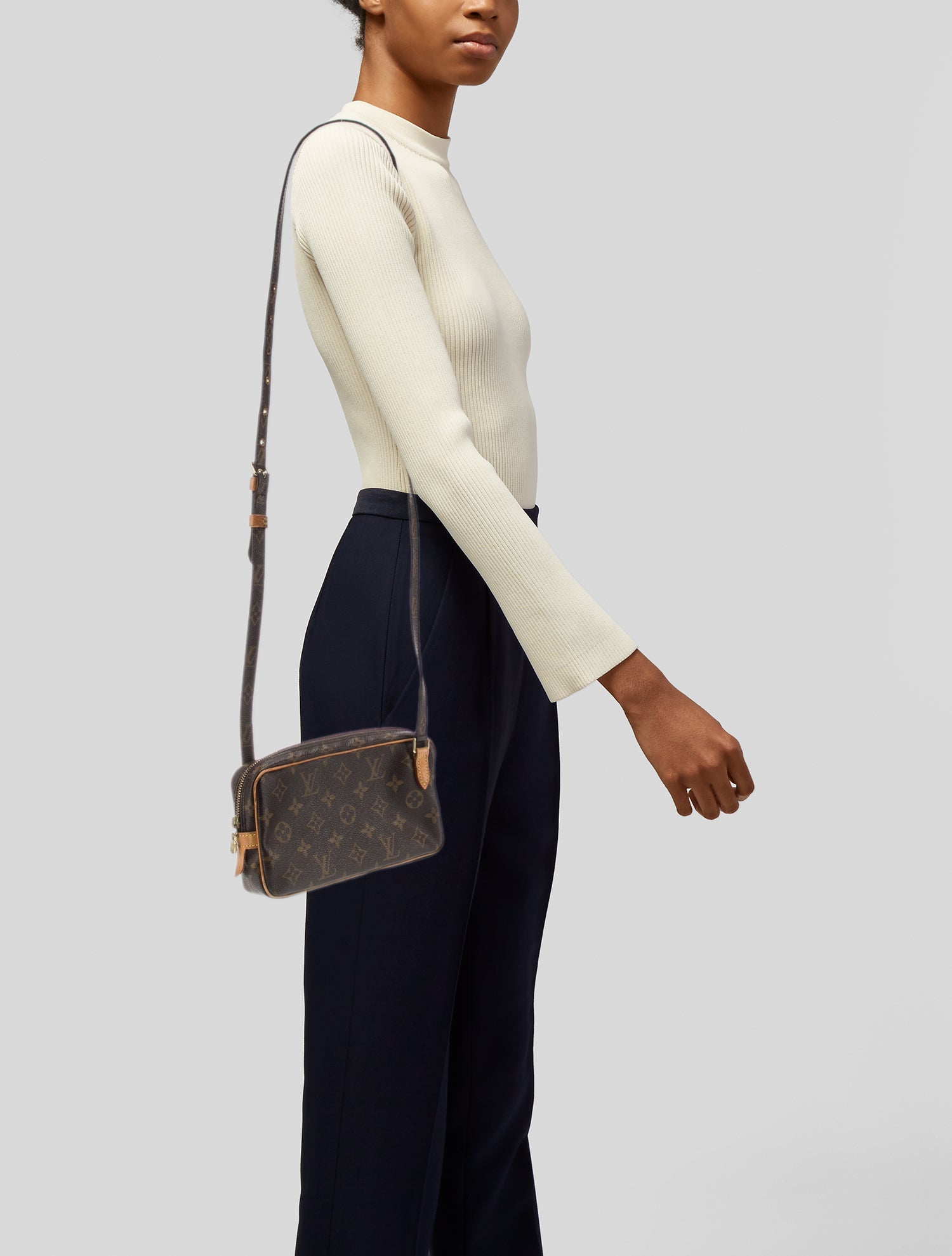 Louis Vuitton Vintage Monogram Pochette Marly Bandouliere - Brown ...
