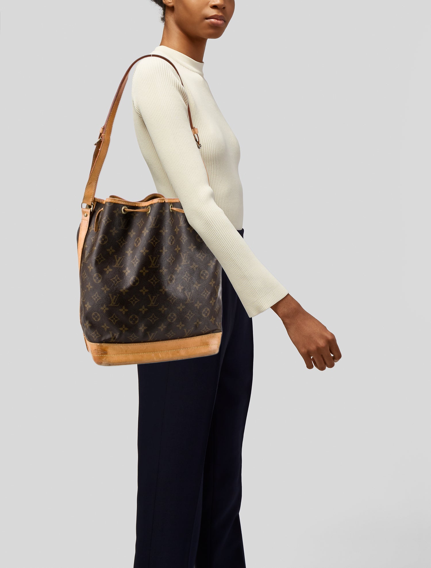 Louis Vuitton Vintage Monogram Petit Noé - Brown Bucket Bags, Handbags ...