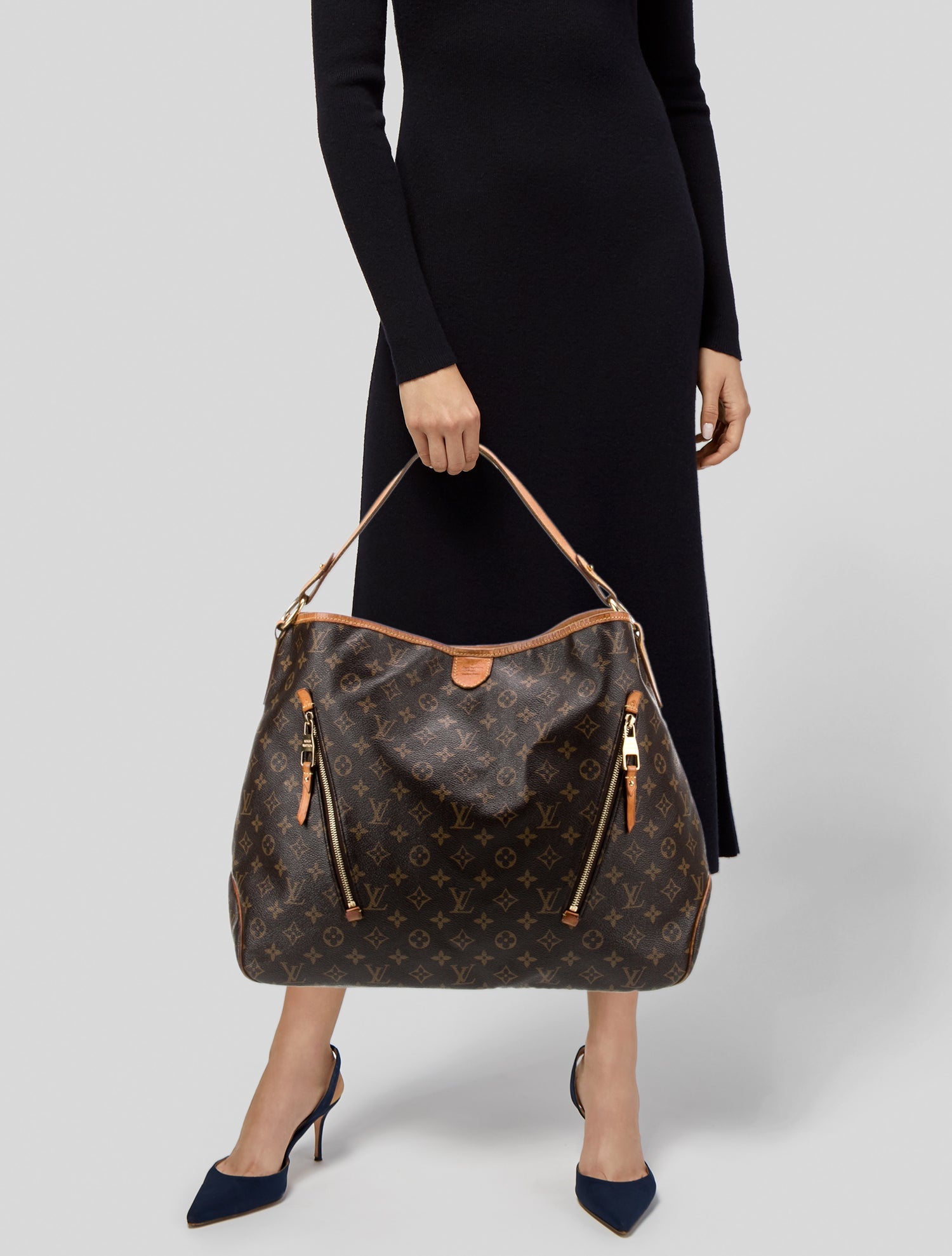 Louis Vuitton LV Monogram Delightful MM - Hobos, Handbags | The RealReal