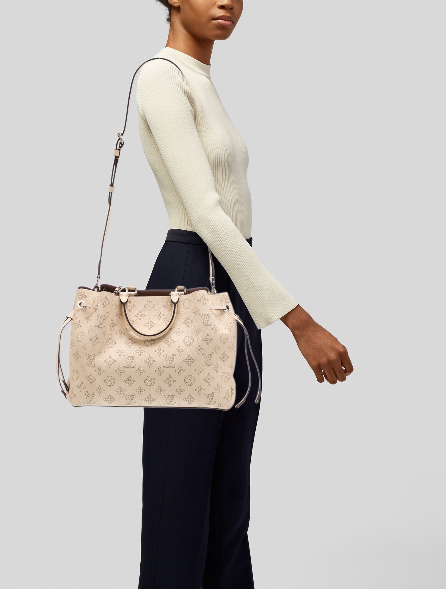 Louis Vuitton Mahina Leather Mahina Bella Tote w/ Tags - Black Shoulder ...