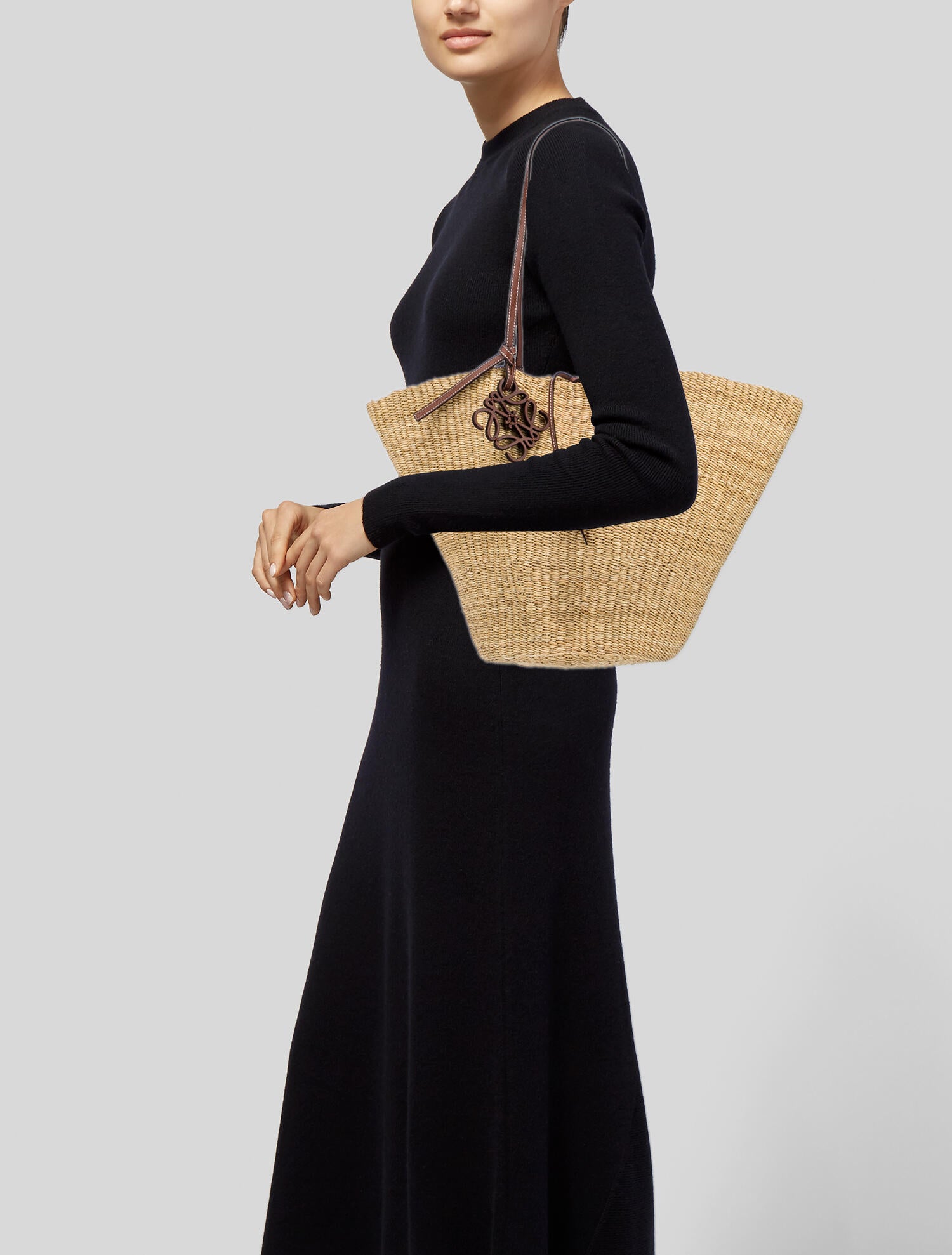 Loewe Small Shell Basket Bag - Neutrals Totes, Handbags - LOW52167 ...