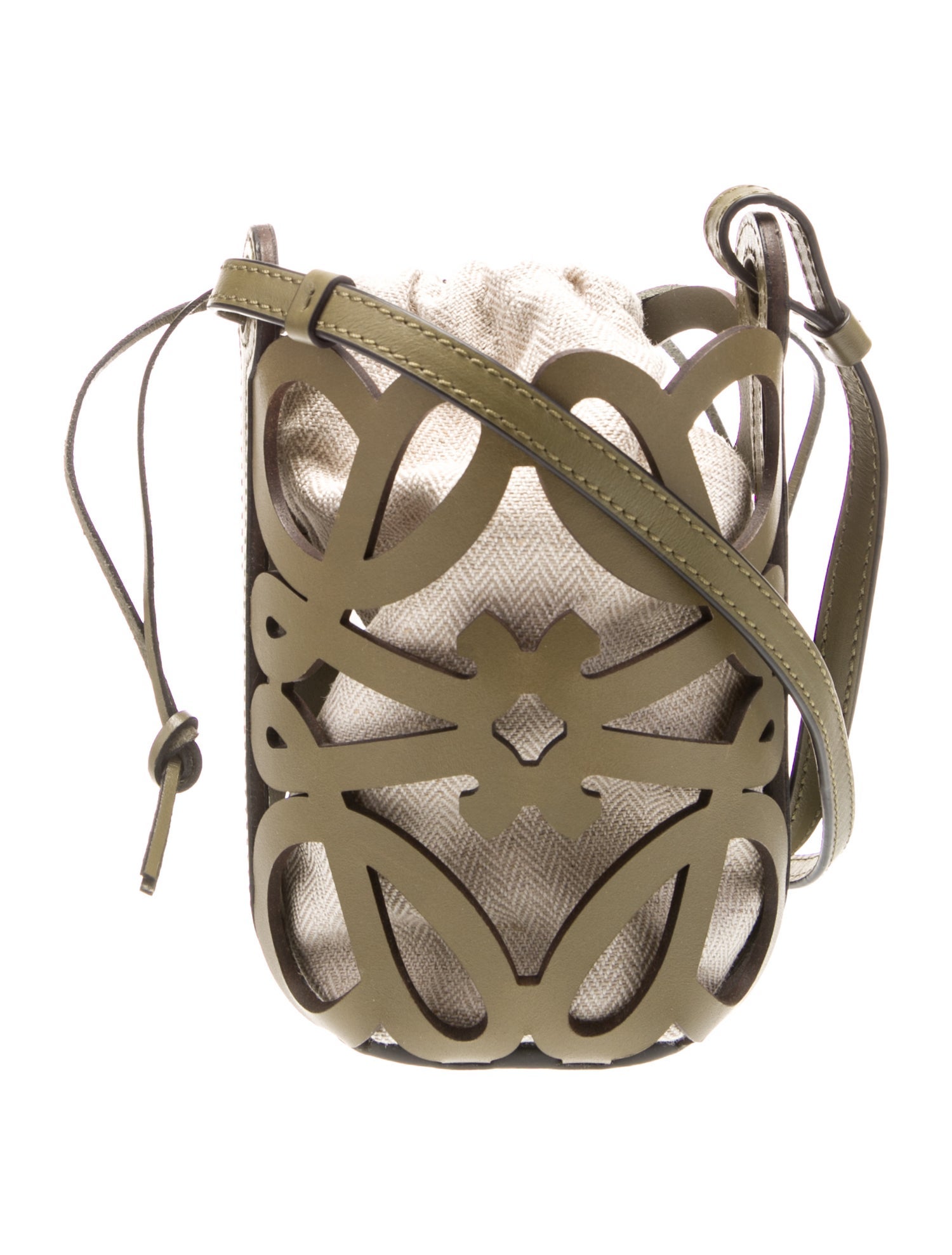 Authenticated Loewe Handbags for Women | The RealReal