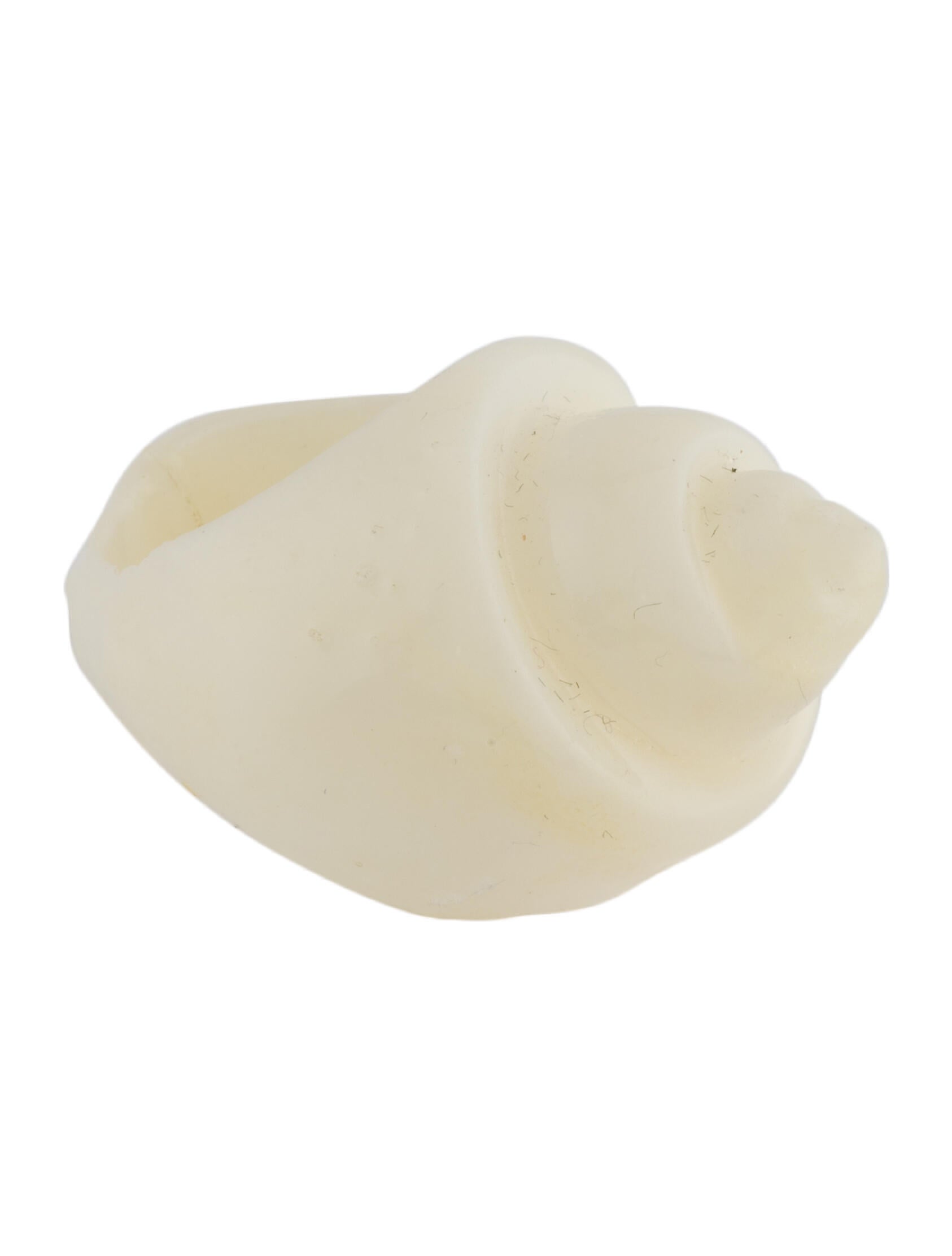 La Manso Resin Shell Cocktail Ring - White Cocktail Ring, Rings ...
