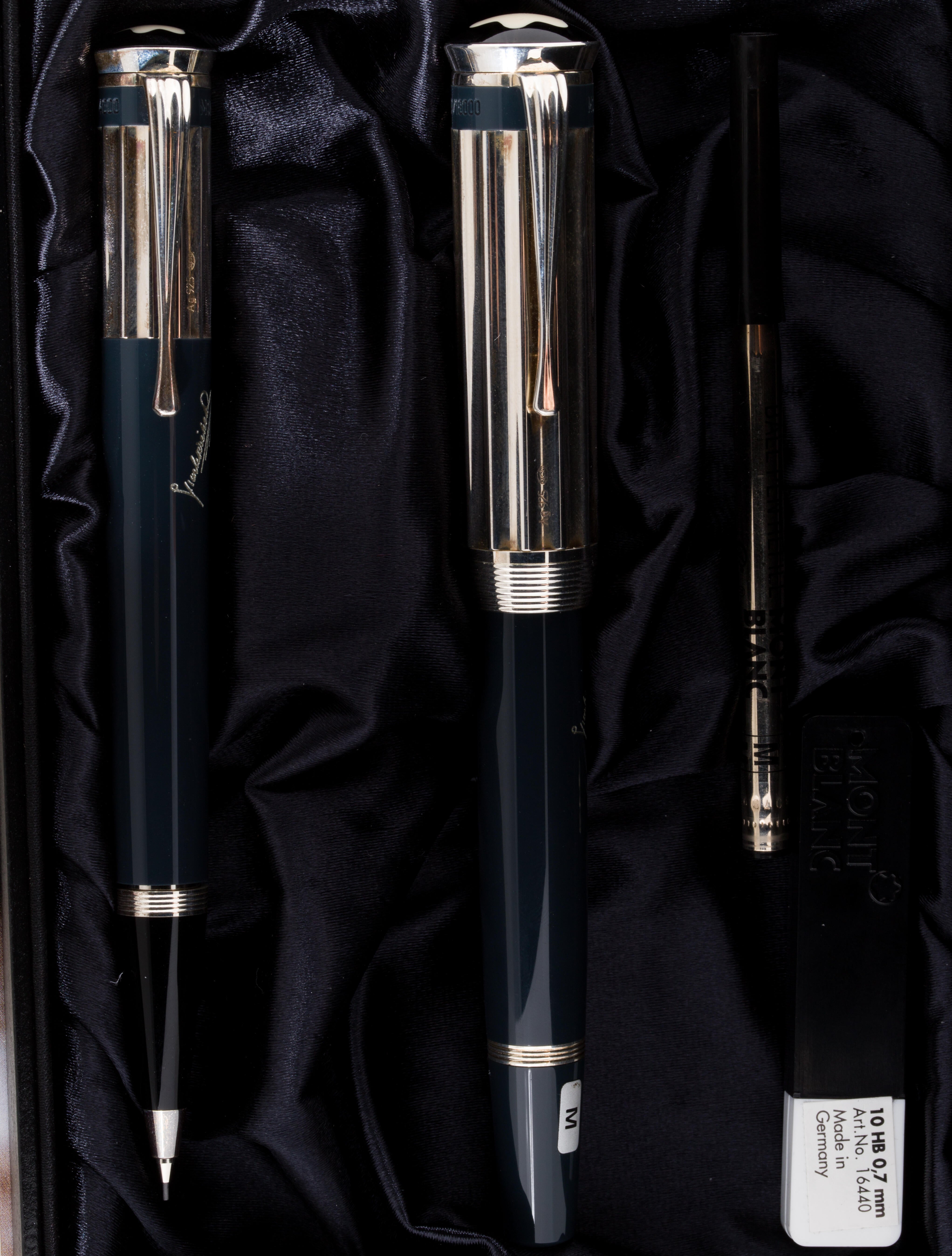 Montblanc Writer's Edition Charles Dickens Pen Set - Green Books ...