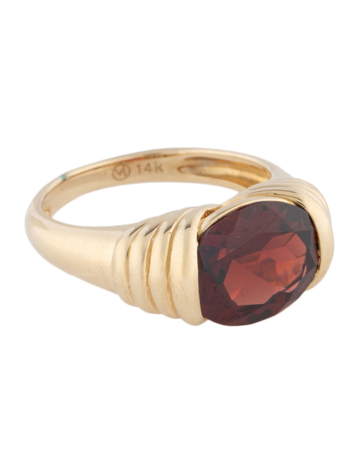Mejuri 14K 2.85ct Garnet Heirloom Cocktail Ring - 14K Yellow Gold ...