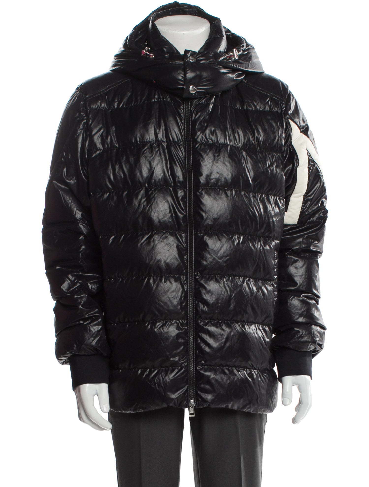 Moncler Puffer Coat - Black Outerwear, Clothing - MOC158907 | The RealReal