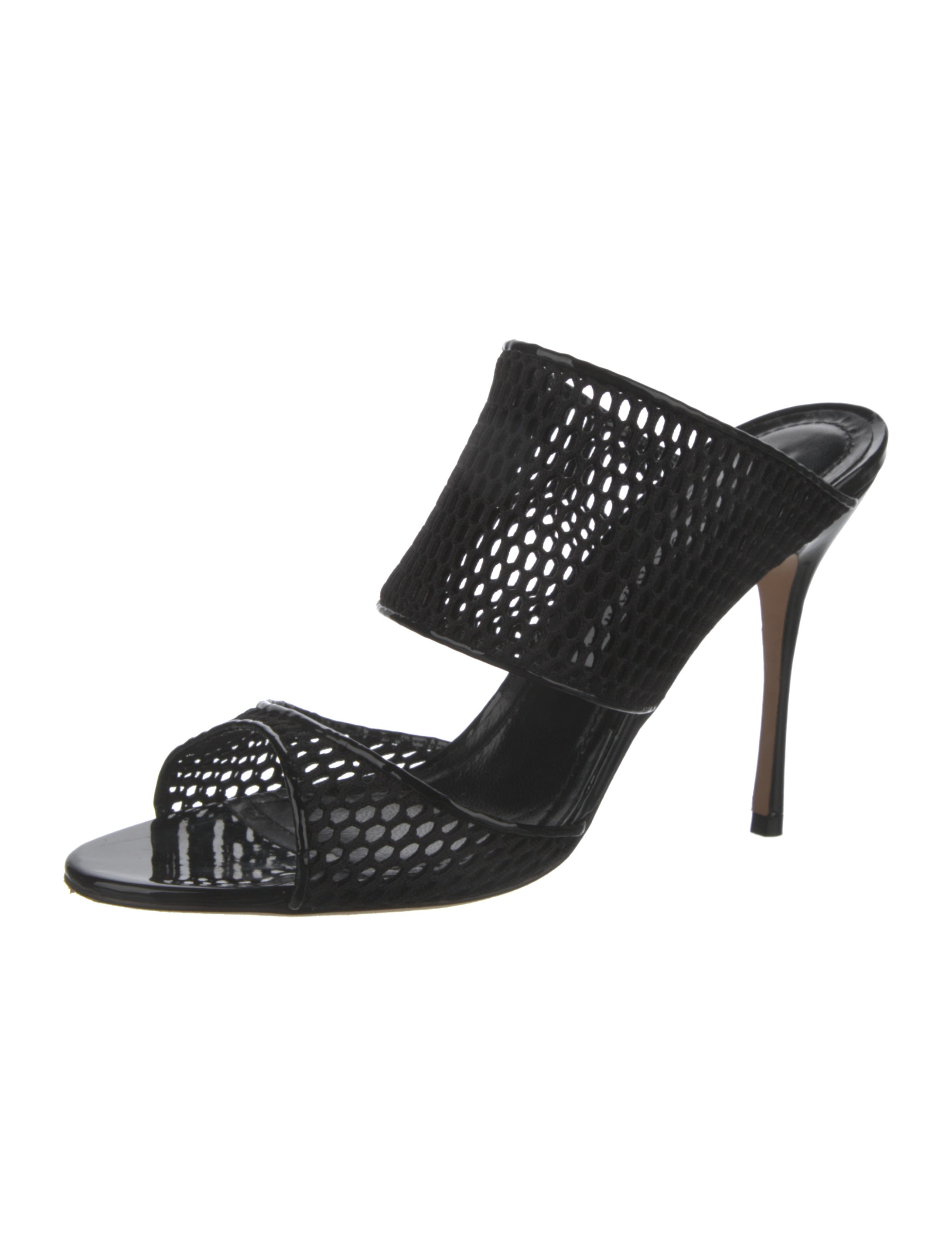 Manolo Blahnik Sandals - Black Sandals, Shoes - MOO30006 | The RealReal