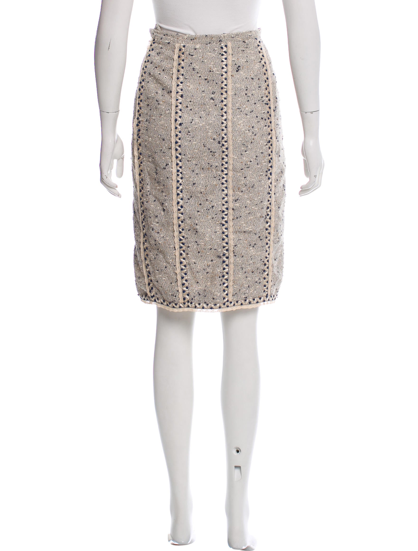Oscar de la Renta Tweed Pencil Skirt - Clothing - OSC56517 | The RealReal