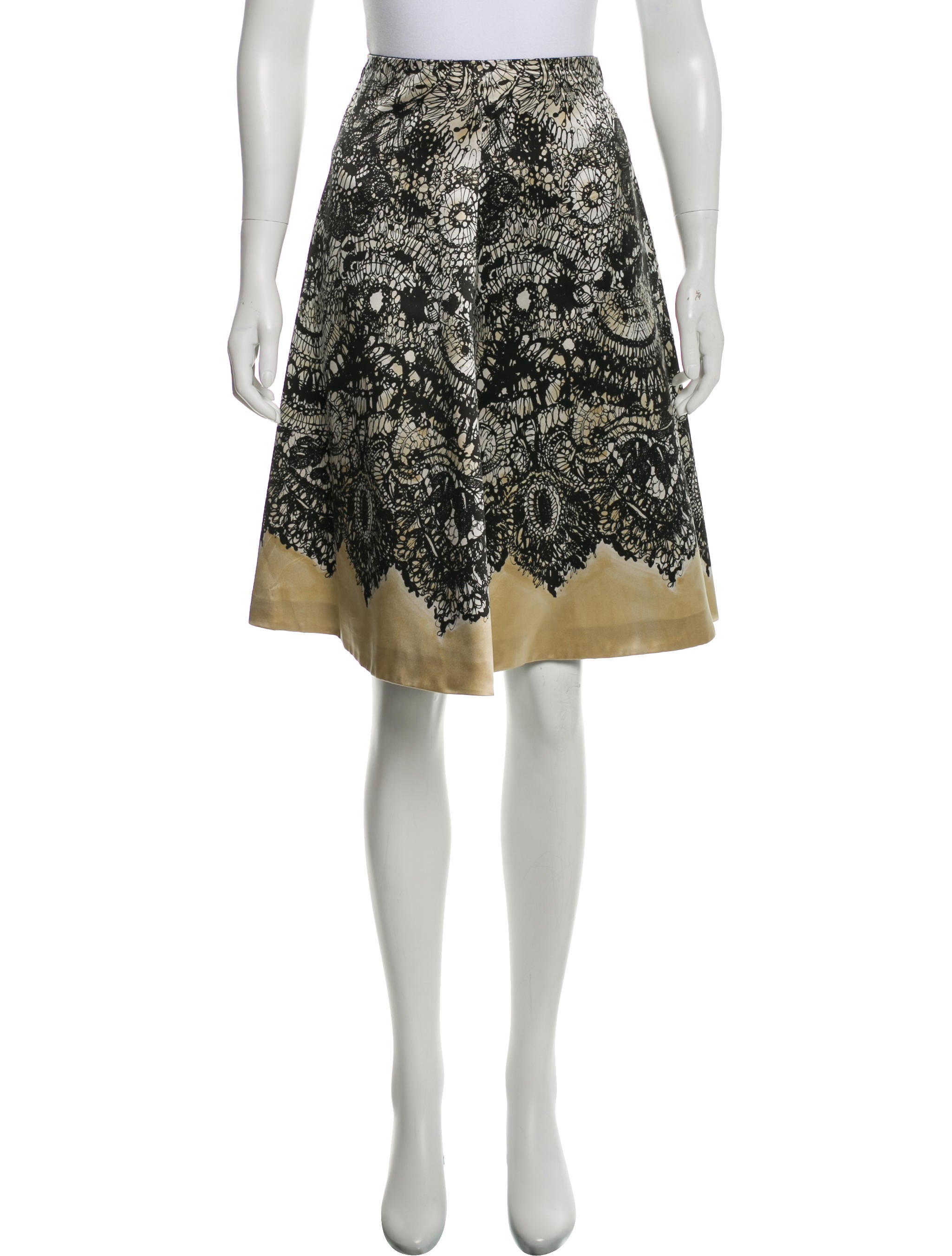 Prada Silk Printed Skirt - Clothing - PRA337354 | The RealReal