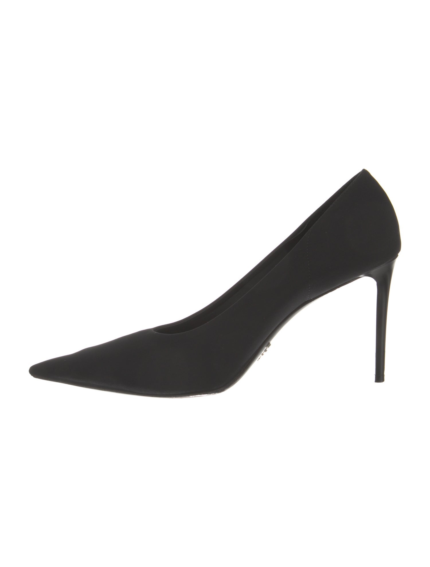 Women's Designer Pumps on Sale | The RealReal