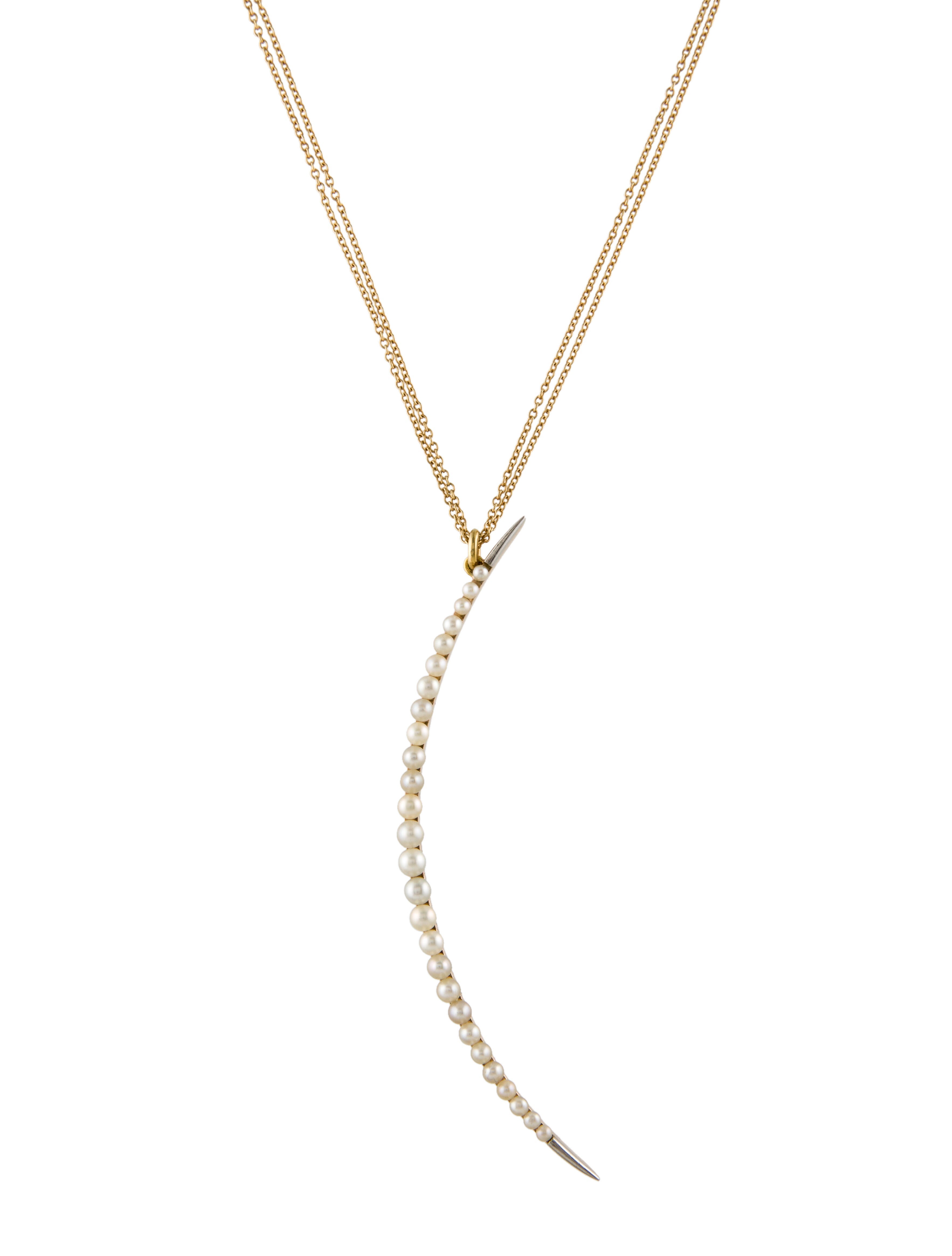 Renee Lewis | The RealReal