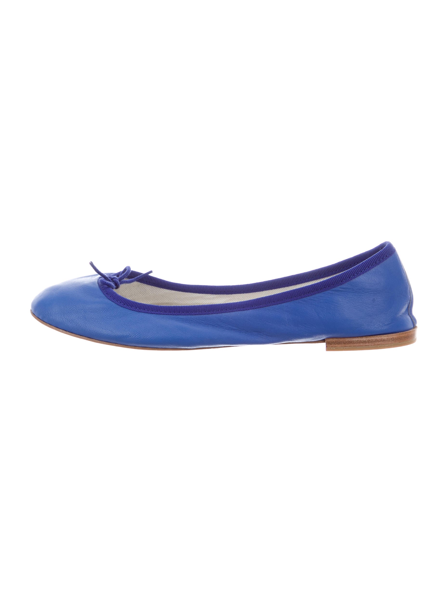 Repetto Leather Round-Toe Flats - Shoes - REP21258 | The RealReal