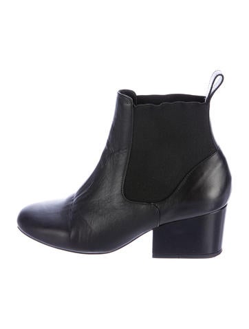 Robert Clergerie Luxury Fashion | The RealReal