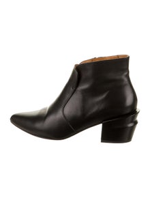 Robert Clergerie | The RealReal