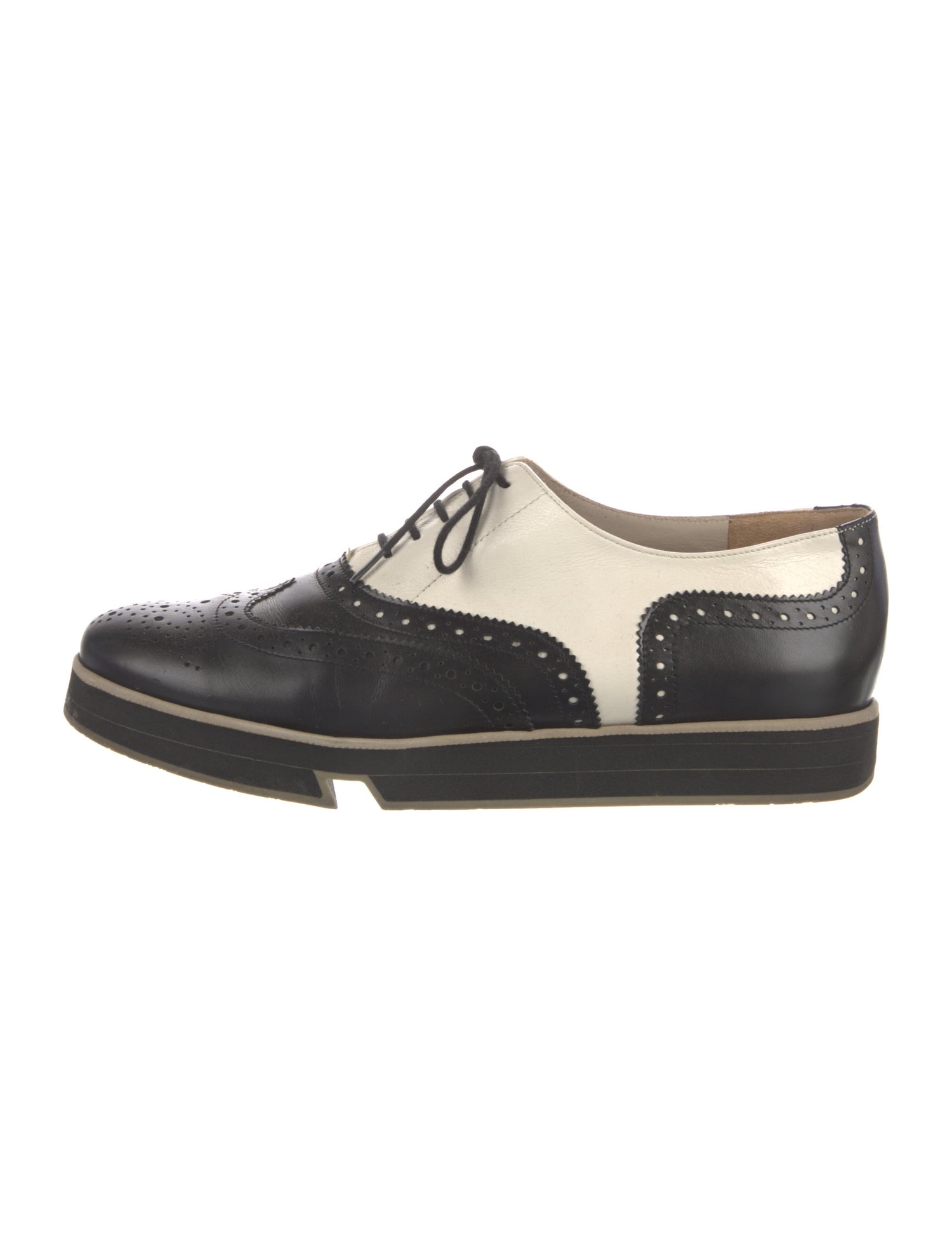 Robert Clergerie Leather Colorblock Pattern Oxfords - Black Flats ...