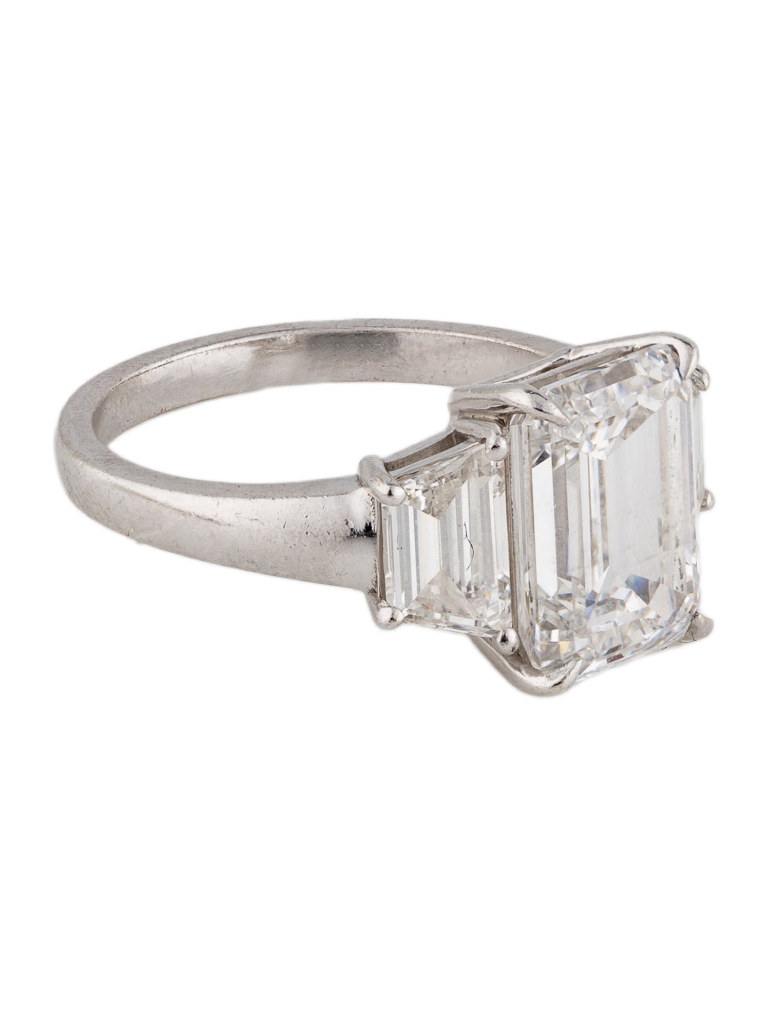 Ring 5.57ctw Lab-Grown Diamond Engagement Ring - Rhodium-Plated 14K ...