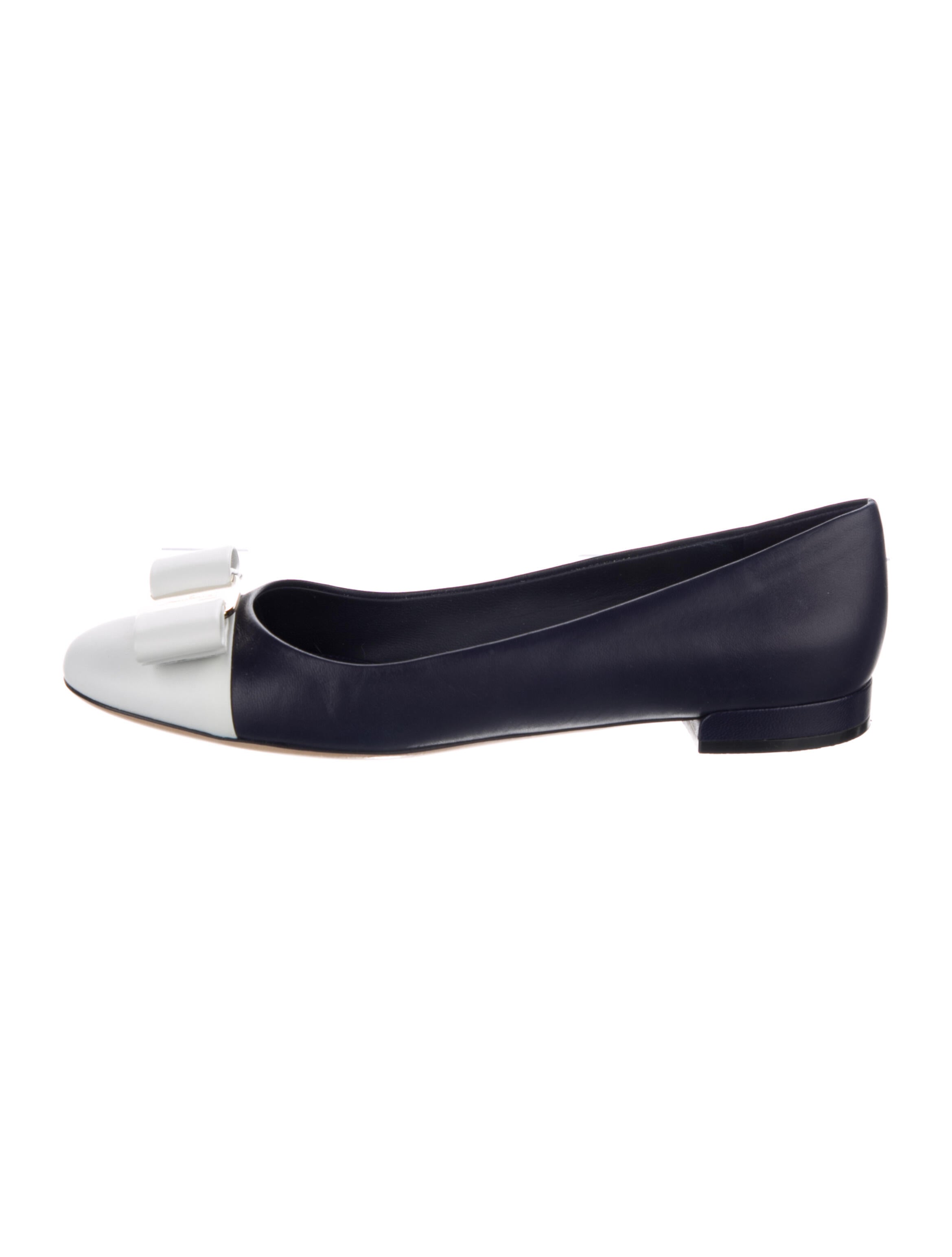 Church's Spectator Flats - Black Flats, Shoes - CHU20004 | The RealReal